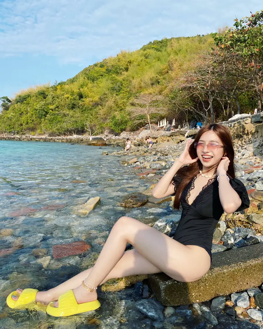 OOTD BIKINI ตัวโปรด 🫶🏻🌷👙 | แกลเลอรีที่โพสต์โดย FANG | Lemon8