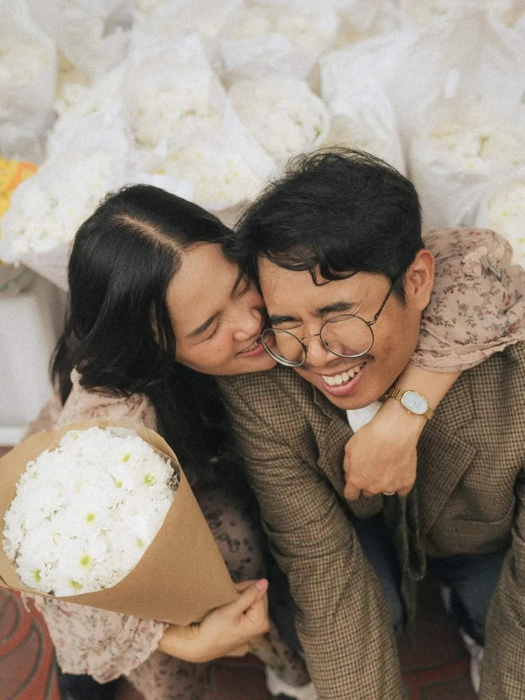 ถ่ายรูปพรีเวดดิ้งวินเทจ 📸💐 ️ สะพานพุทธ ปากคลองตลาด | แกลเลอรีที่โพสต์โดย zoroor.zone | Lemon8