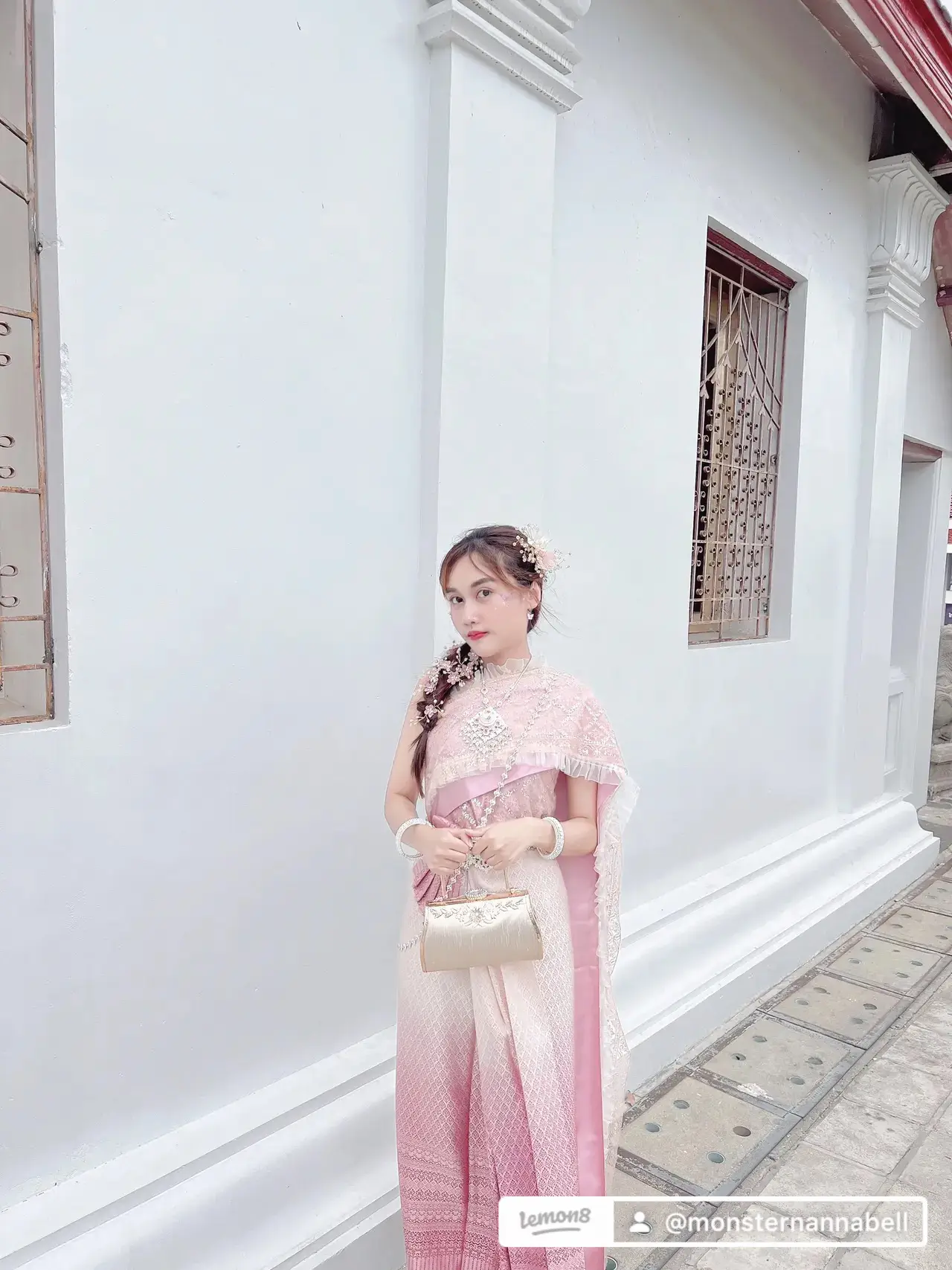 ใส่ชุดไทยสไตล์ douin วัดอรุณ 🎀 | แกลเลอรีที่โพสต์โดย ชาแนนนี่ 🐰 | Lemon8