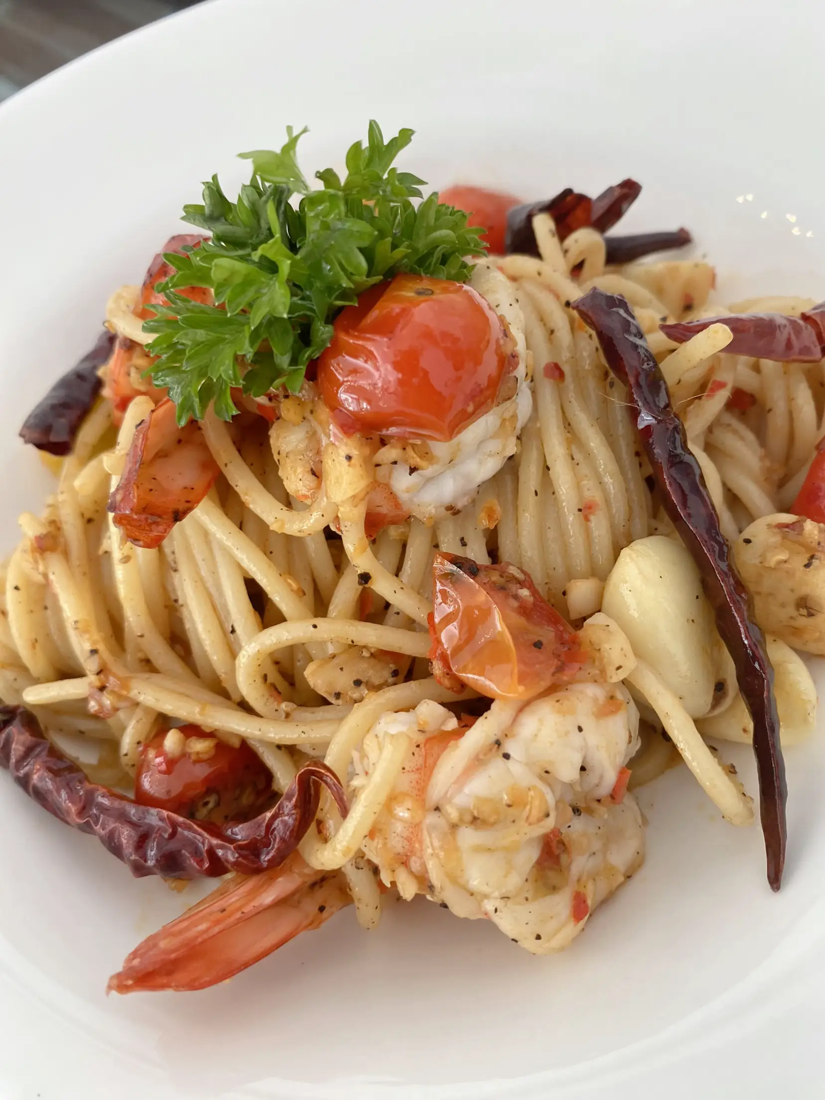 Season Cafe Chumphon 🌊 คาเฟ่ริมทะเล บรรยากาศดีเว่อ 💖 | แกลเลอรีที่โพสต์โดย Tangmo_TM | Lemon8