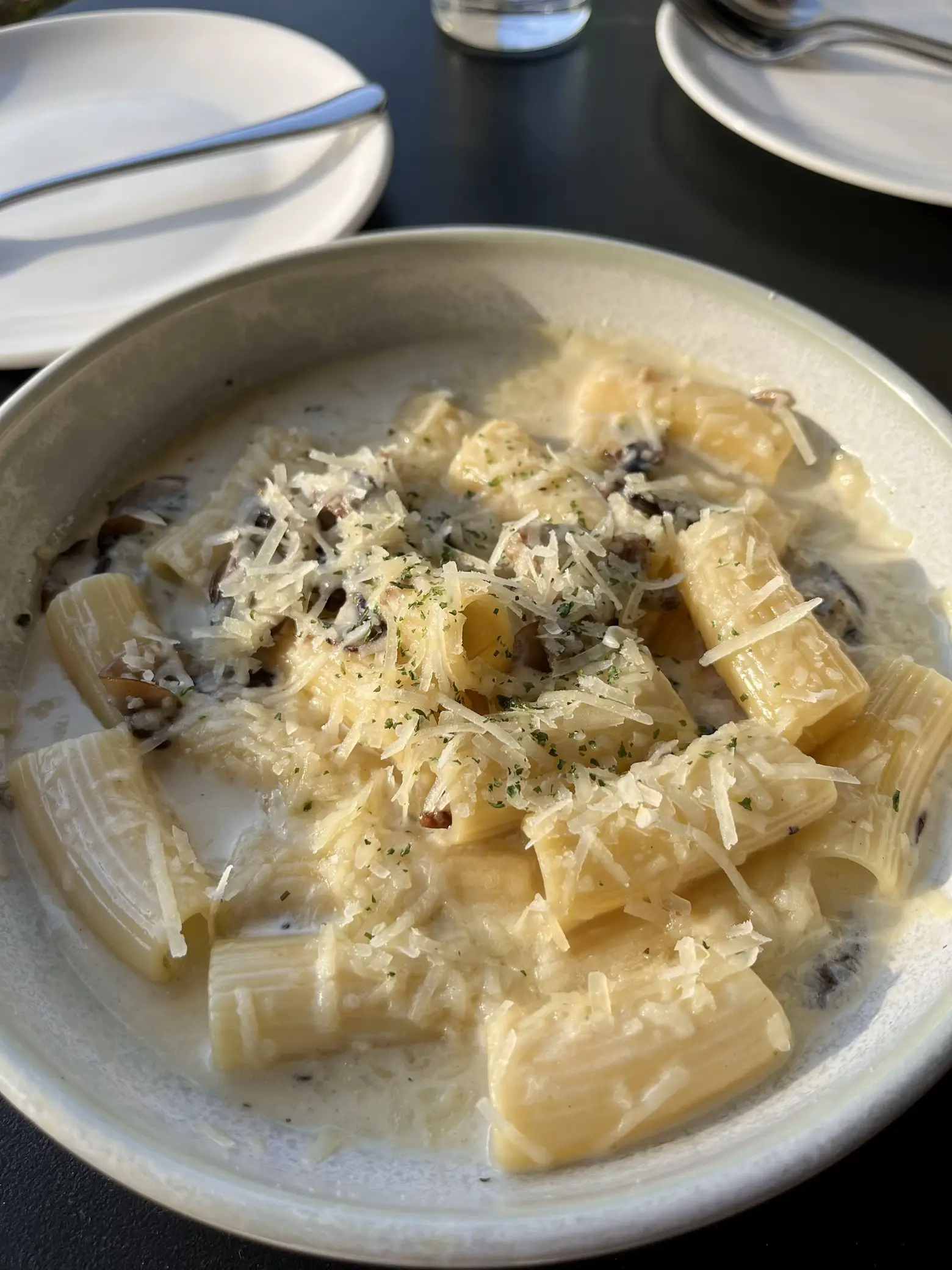 🎄Dawn to dusk - bkk คาเฟ่ที่ถูกใจแม่หมาสุดๆ | แกลเลอรีที่โพสต์โดย ...