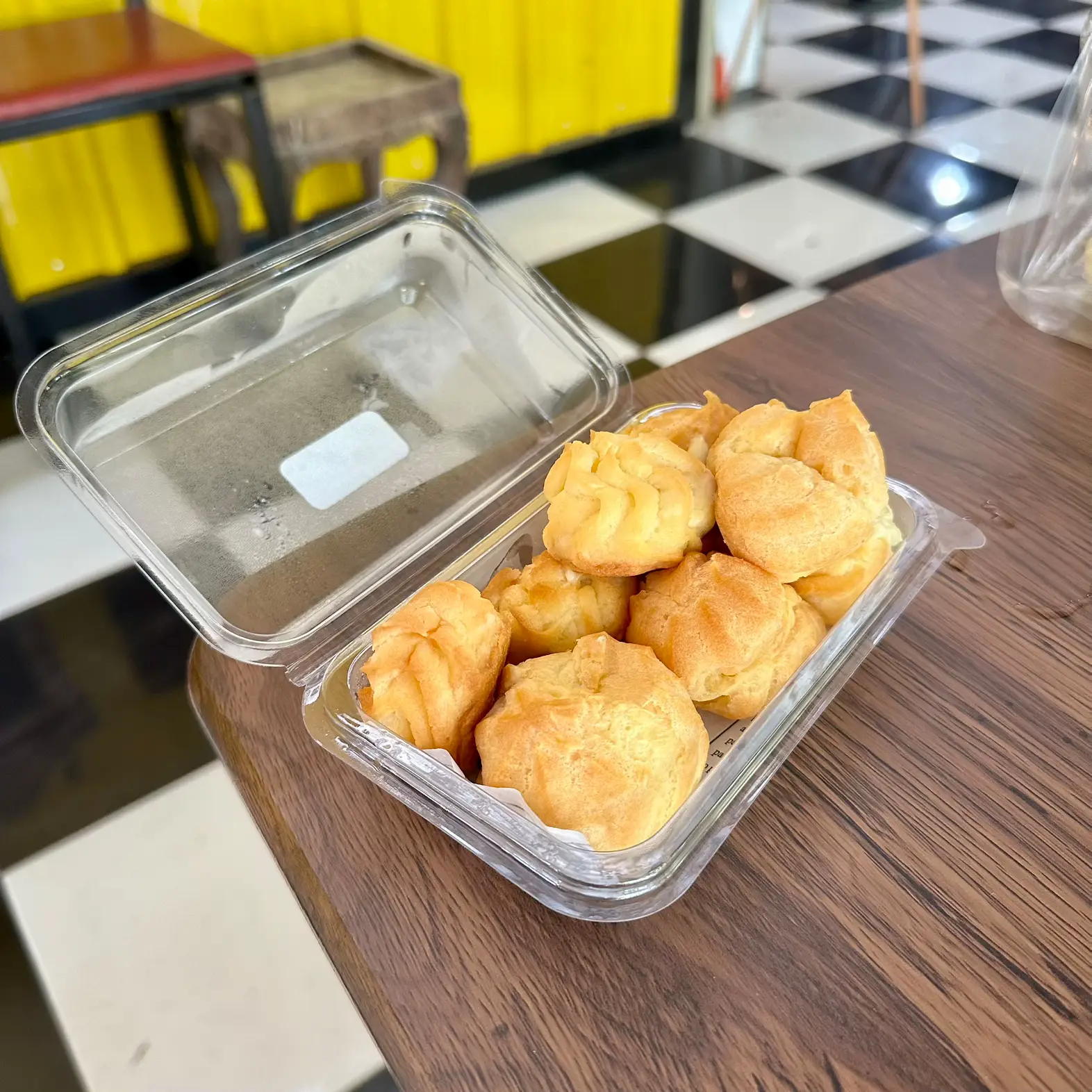 Home Mate Soft Bread 🍞 Secret Fucking Shop, In Pattaya 🩵 | Gallery posted by me.mind | Lemon8