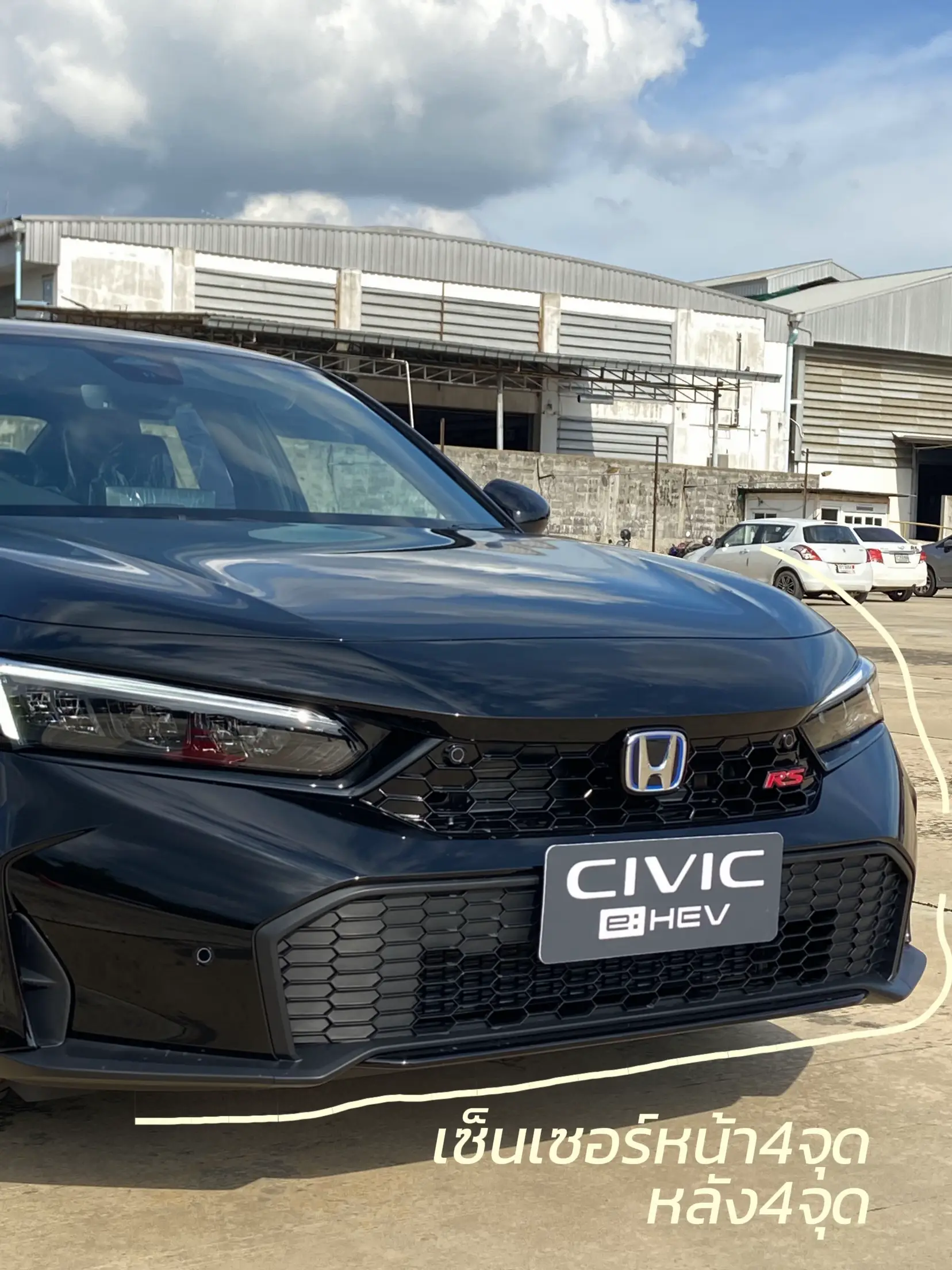 Civic รุ่นท็อป Rs (e:HEV) | แกลเลอรีที่โพสต์โดย ”เซลล์ติ๊ดตี่“ | Lemon8