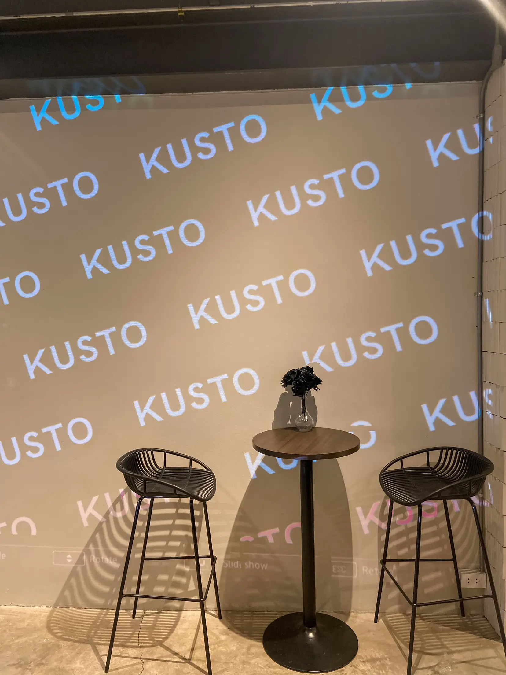 Kusto cafe☕️ | แกลเลอรีที่โพสต์โดย Minnyreviewarai | Lemon8