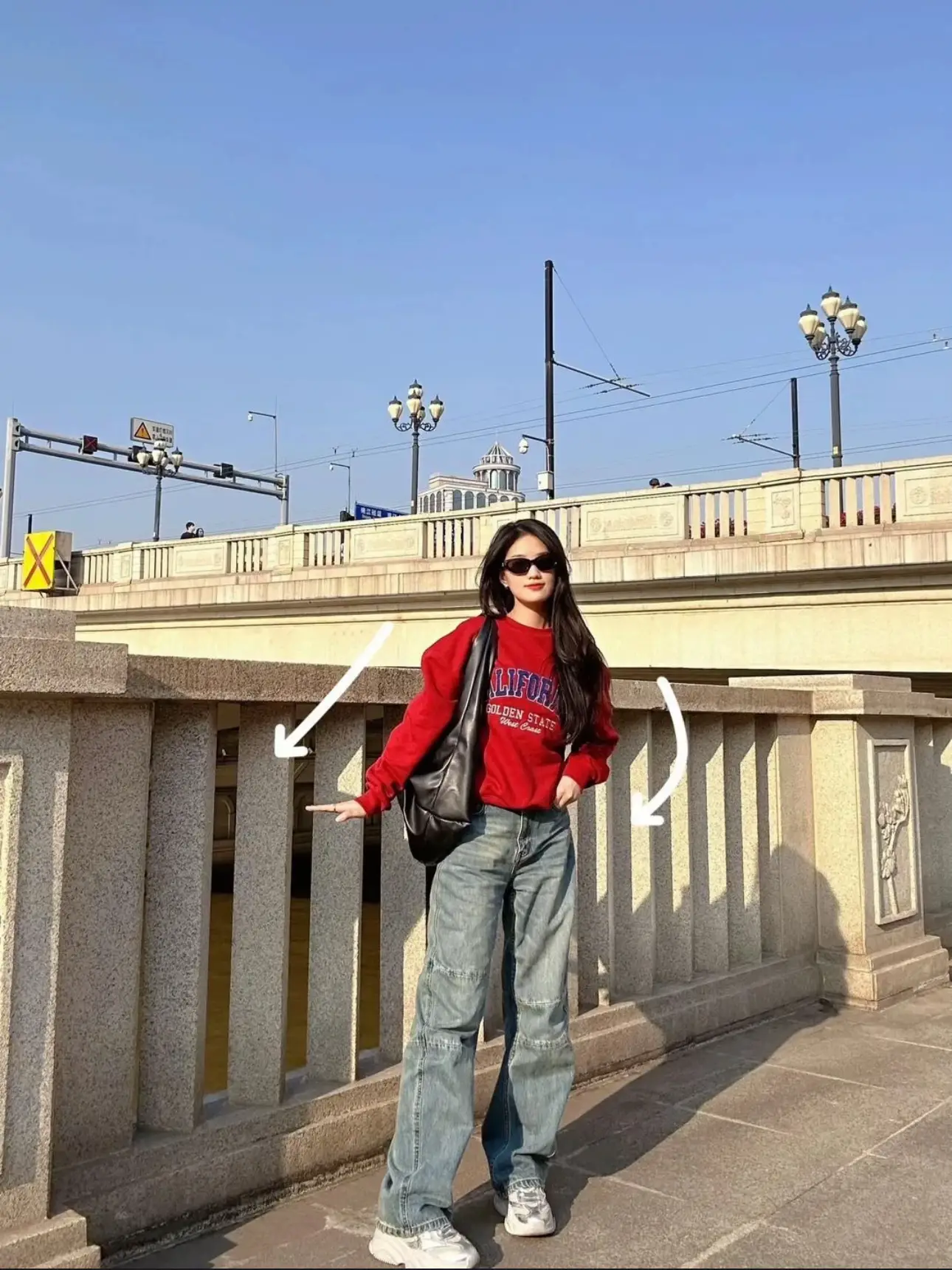 เทคนิคท่าโพสถ่ายรูปง่ายๆ 📸 | แกลเลอรีที่โพสต์โดย QuenTin Peel | Lemon8