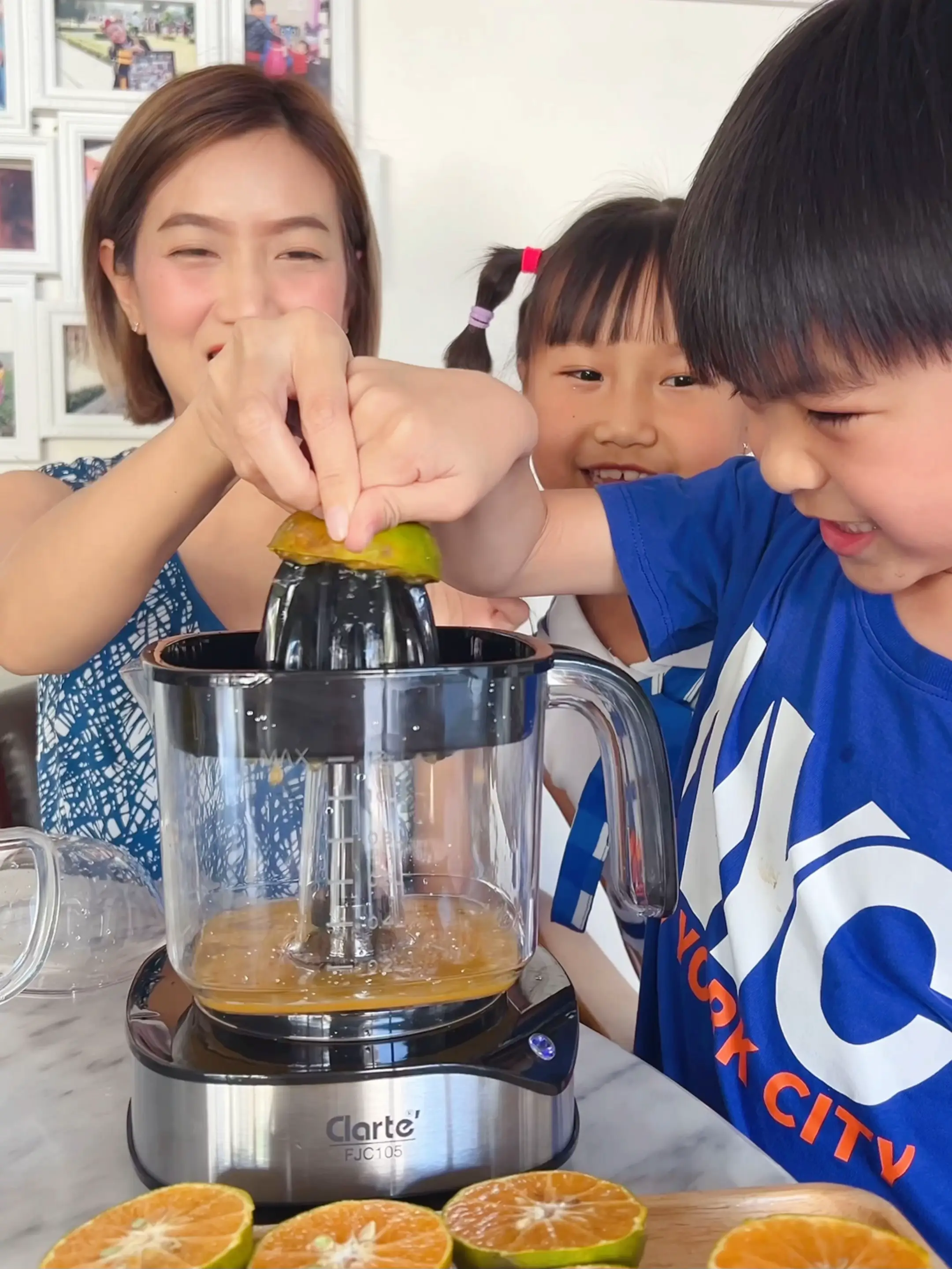 น้ำผลไม้สดทำเองได้ง่ายๆแค่มี..... 😍 | วิดีโอที่เผยแพร่โดย NIRIN CHANNEL | Lemon8