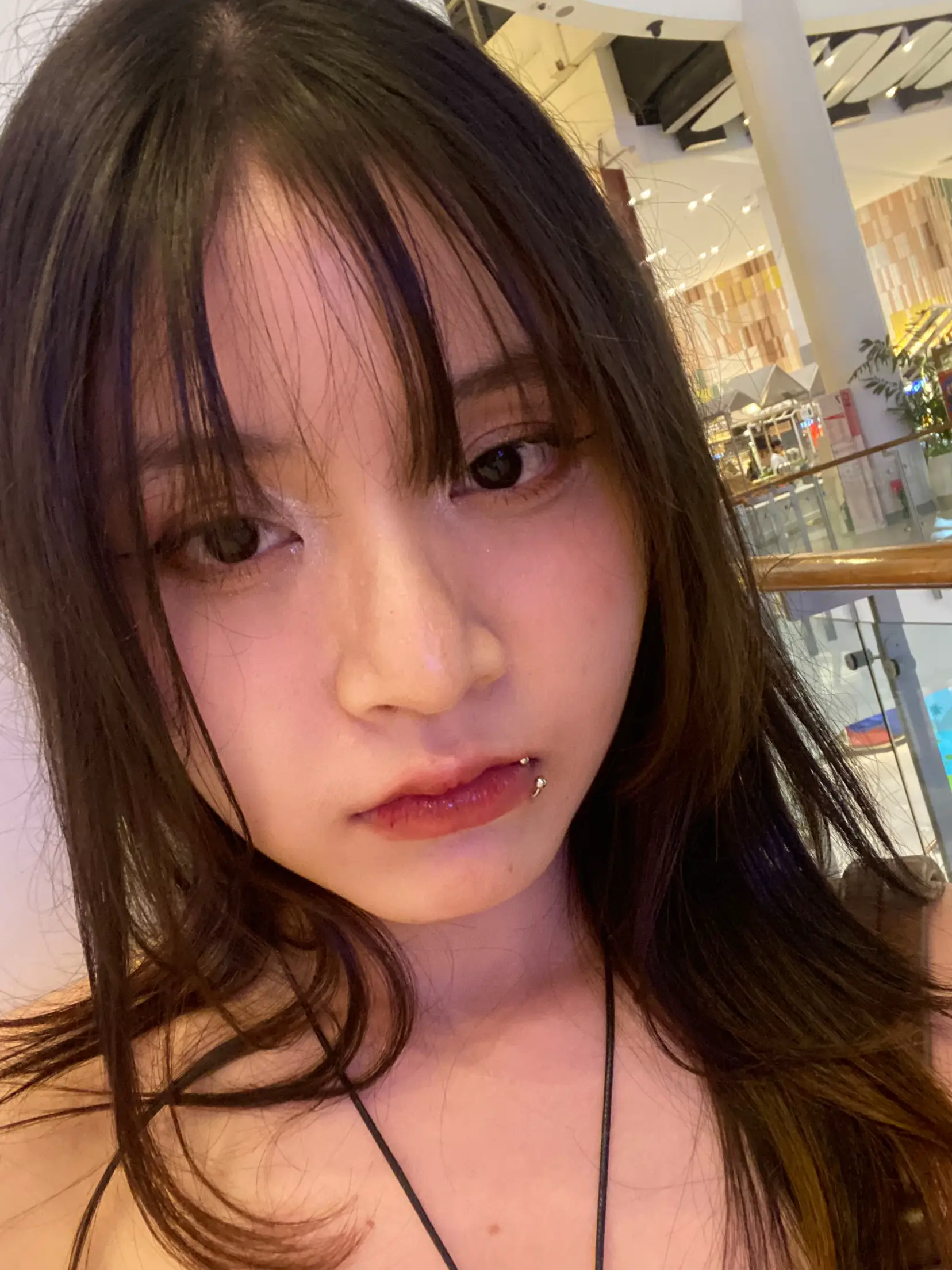 ดูหนังรอบสื่อ Redlife | แกลเลอรีที่โพสต์โดย 𝑀 | Lemon8