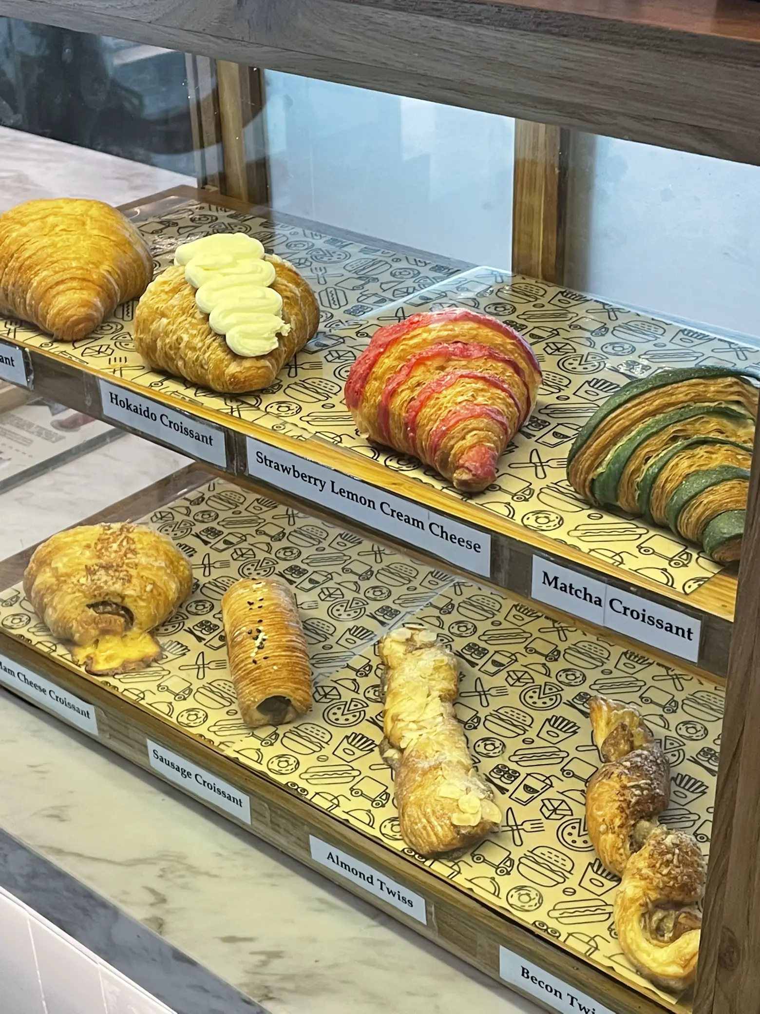 คาเฟ่พัทยา Pippin Eatery | แกลเลอรีที่โพสต์โดย นุ้กกี้ที่จิงใจ | Lemon8