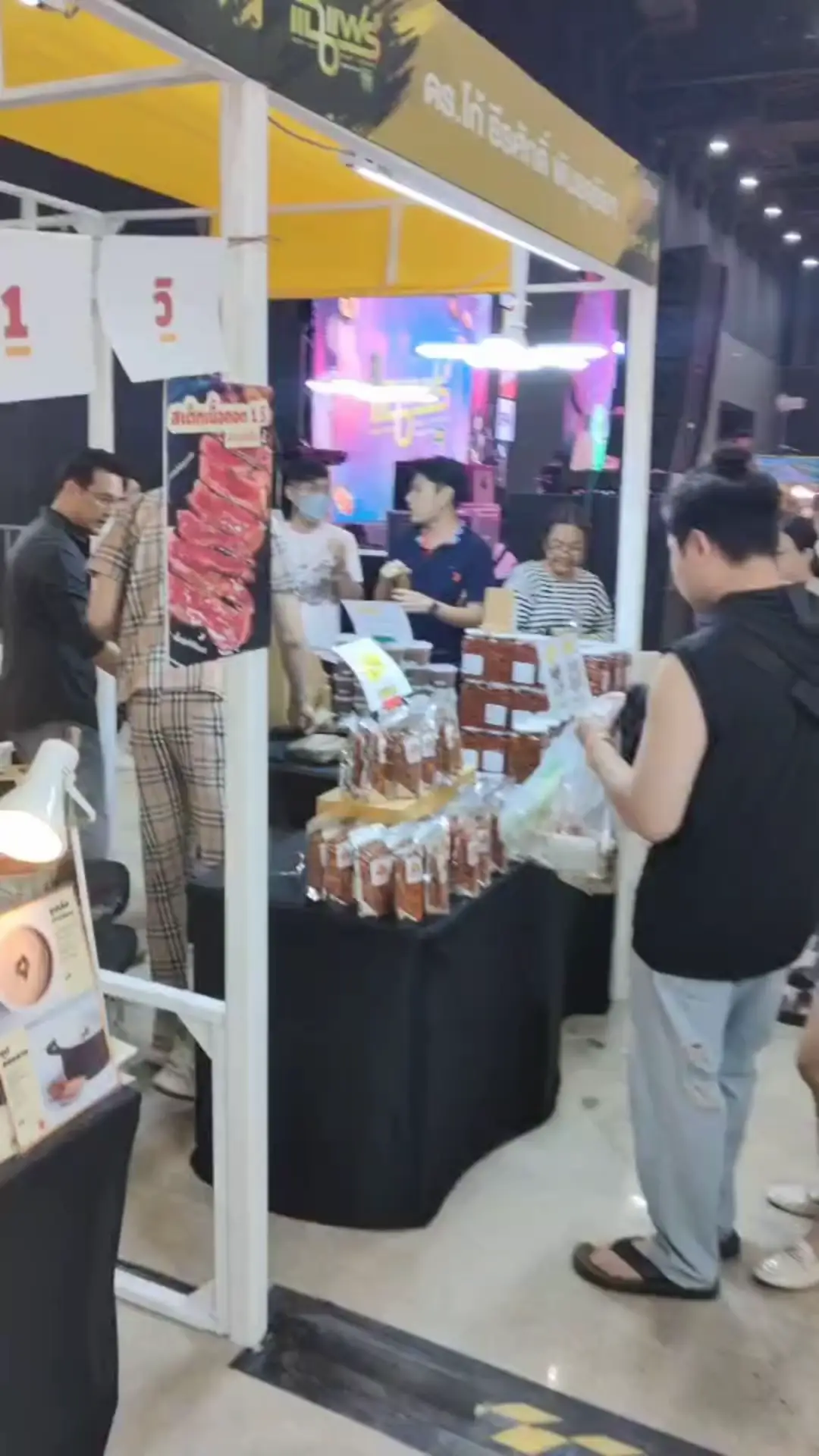 Day-3 ของแฉแฟร์ ขอบคุณลูกค้าทุ | วิดีโอที่เผยแพร่โดย Nattawat Korn | Lemon8