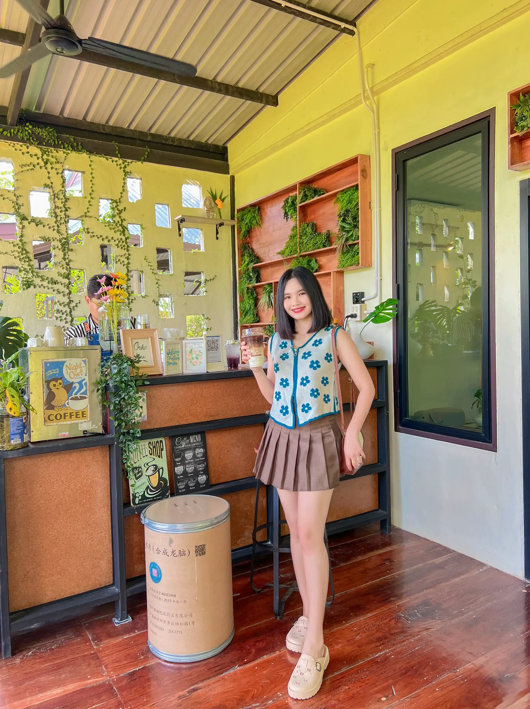 แต่งตัวตามกระแส งบหลักร้อย | แกลเลอรีที่โพสต์โดย Peemai🌻 | Lemon8