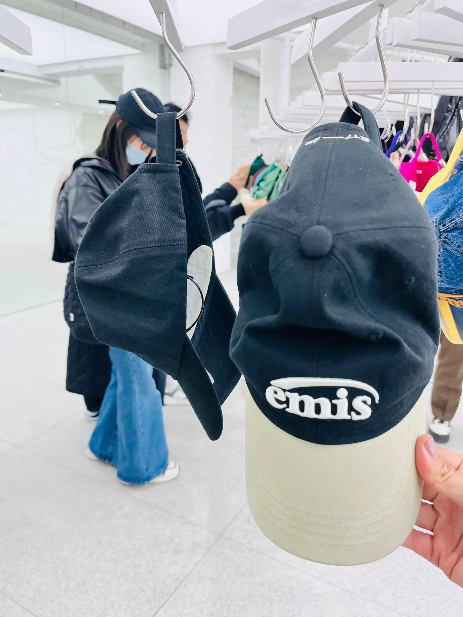 หมวก Emis #หมวกemis | แกลเลอรีที่โพสต์โดย NXNGNXNG_6 | Lemon8