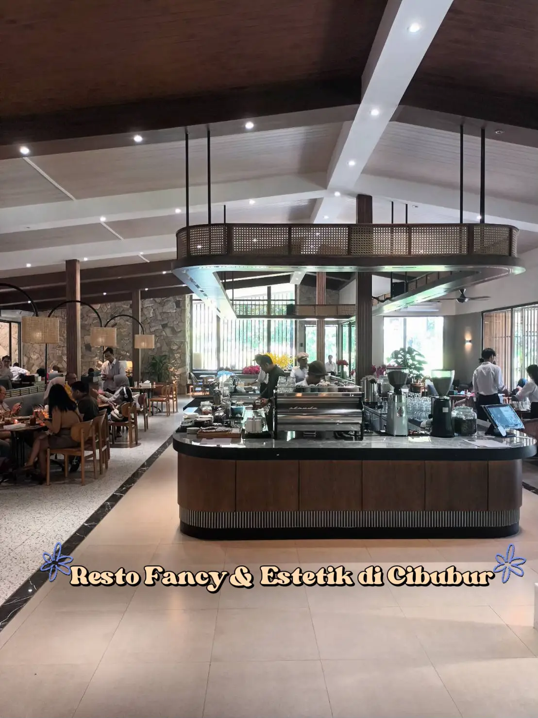 Resto Fancy & Estetik di Cibubur | Galeri diposting oleh Pradila Harahap | Lemon8