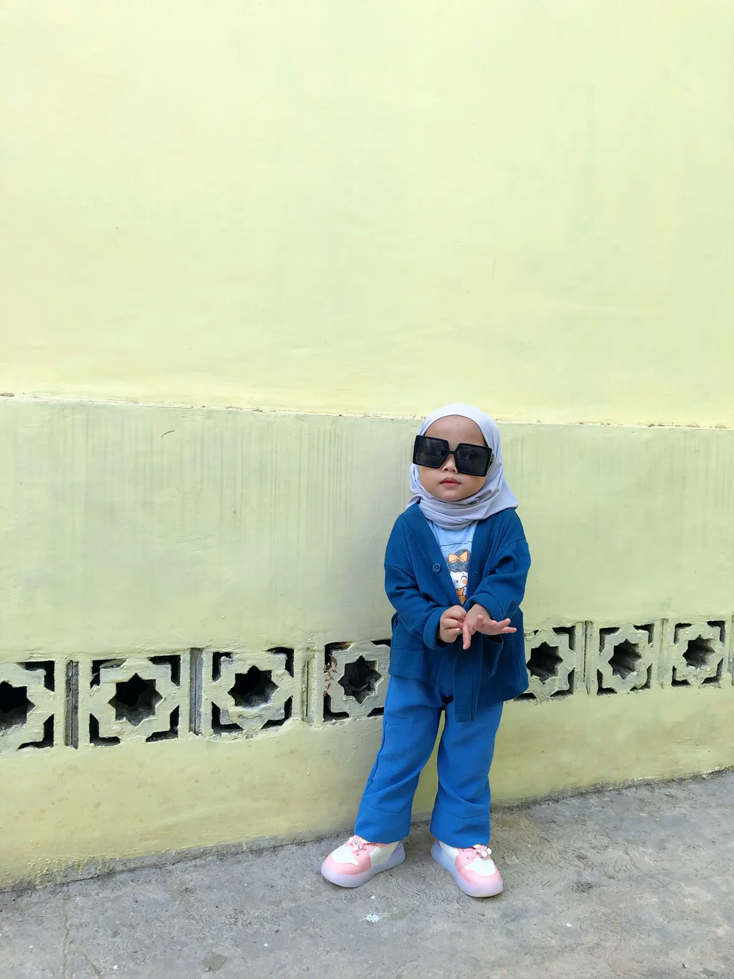 Ootd balita tema blue denim | Galeri diposting oleh Mutyaaa | Lemon8