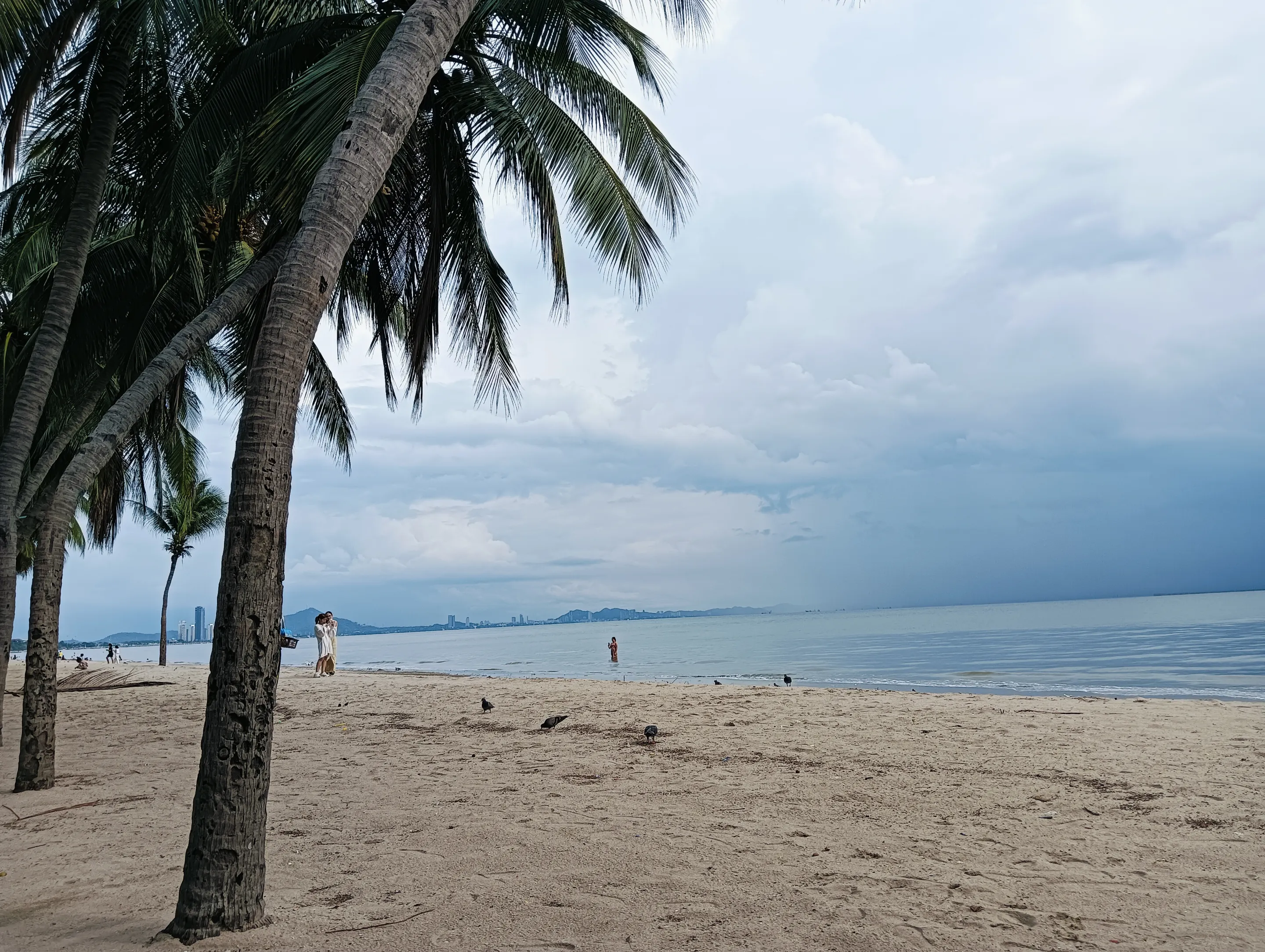 เที่ยวบางแสนวันปิดหาด เงียบ สะอาด สงบ | แกลเลอรีที่โพสต์โดย ning storyO ...