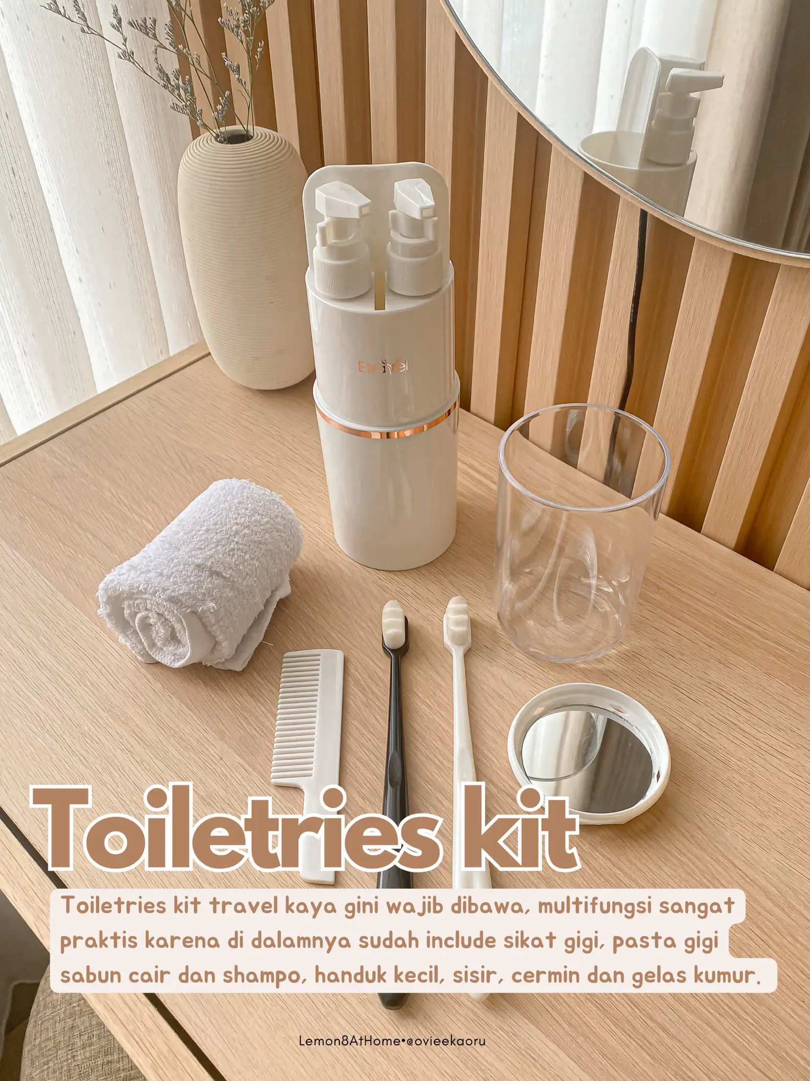 Must item yang wajib saat traveling | Galeri diposting oleh @ovieekaoru | Lemon8