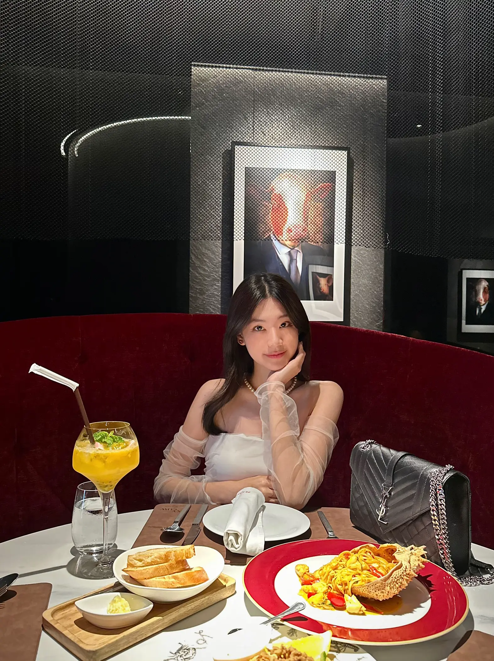 Birthday Dinner at sexy cow คอนเทนท์วันเกิดสุดปัง 💋 | แกลเลอรีที่โพสต์โดย Cospidham | Lemon8