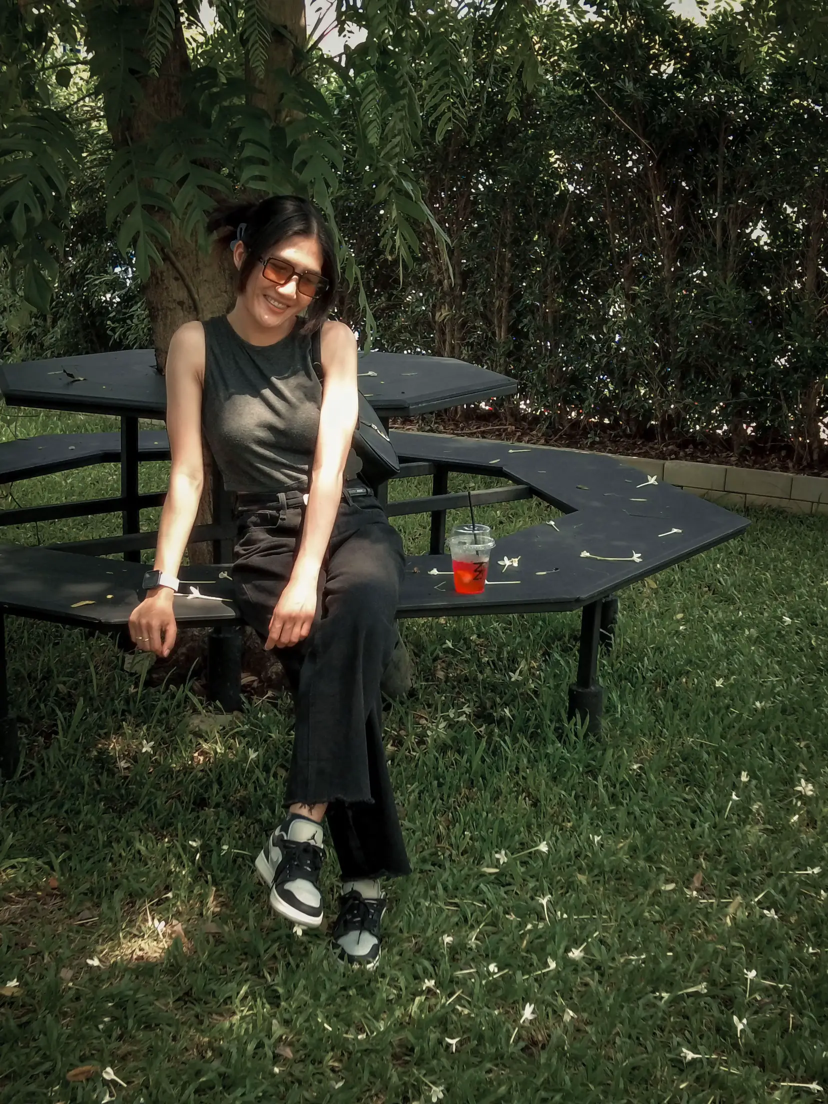 732 Cafe คาเฟ่ดาร์กๆ คูลๆ 🖤☕️ | แกลเลอรีที่โพสต์โดย Apinyan | Lemon8