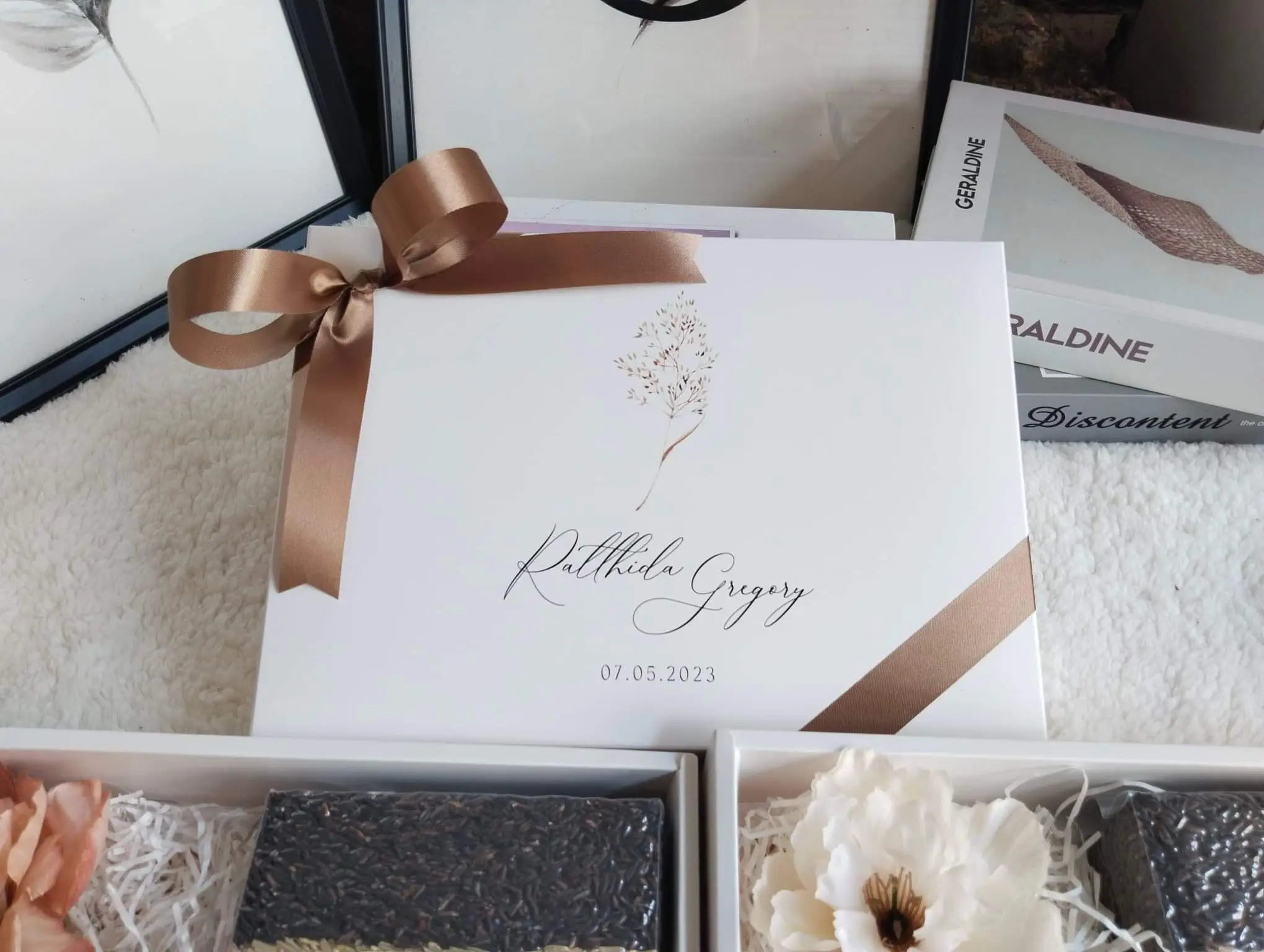 ไอเดียของรับไหว้งานแต่ง | แกลเลอรีที่โพสต์โดย Beautypacky | Lemon8