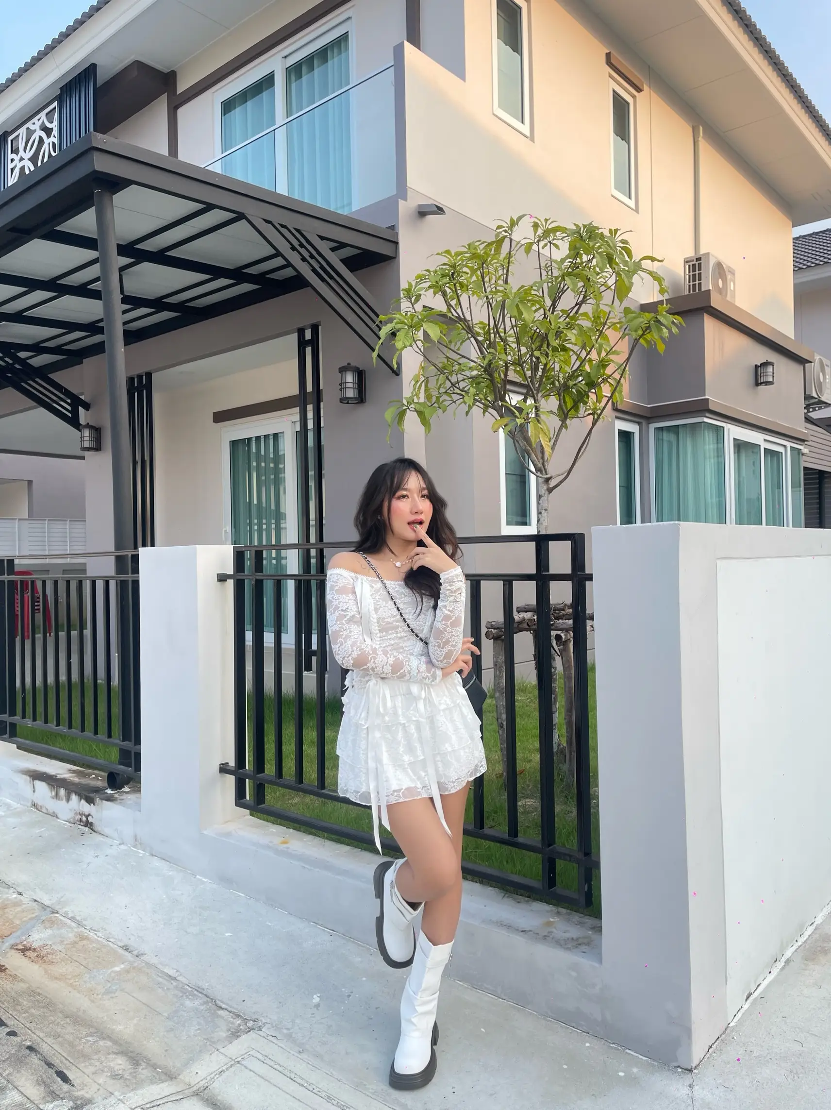 OOTD 🤍808 festival day2 🤏🏻 | แกลเลอรีที่โพสต์โดย Earndow👽🍋 | Lemon8