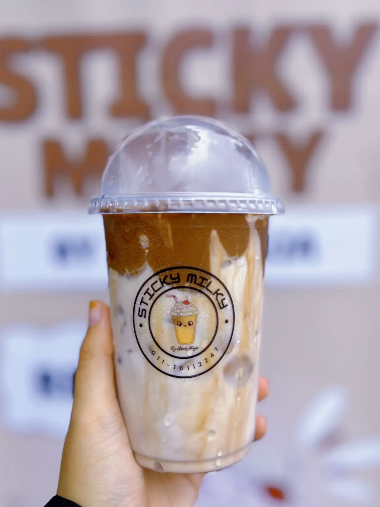 Sticky milk viral pekan 😍 | Galeri disiarkan oleh Nur Ainee | Lemon8