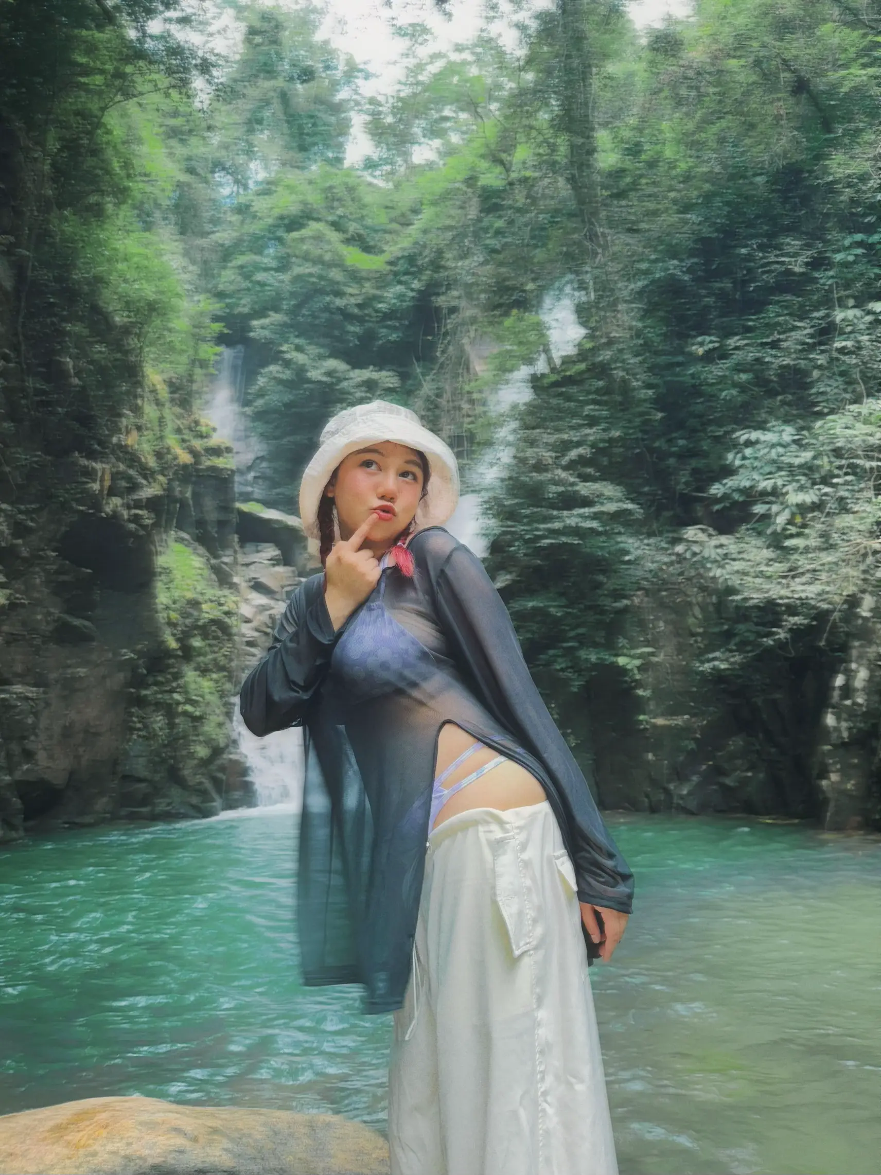 มือใหม่หัดใส่บิกินี่ ใส่ยังไงให้มั่นใจ👙 | แกลเลอรีที่โพสต์โดย Lalada.P | Lemon8