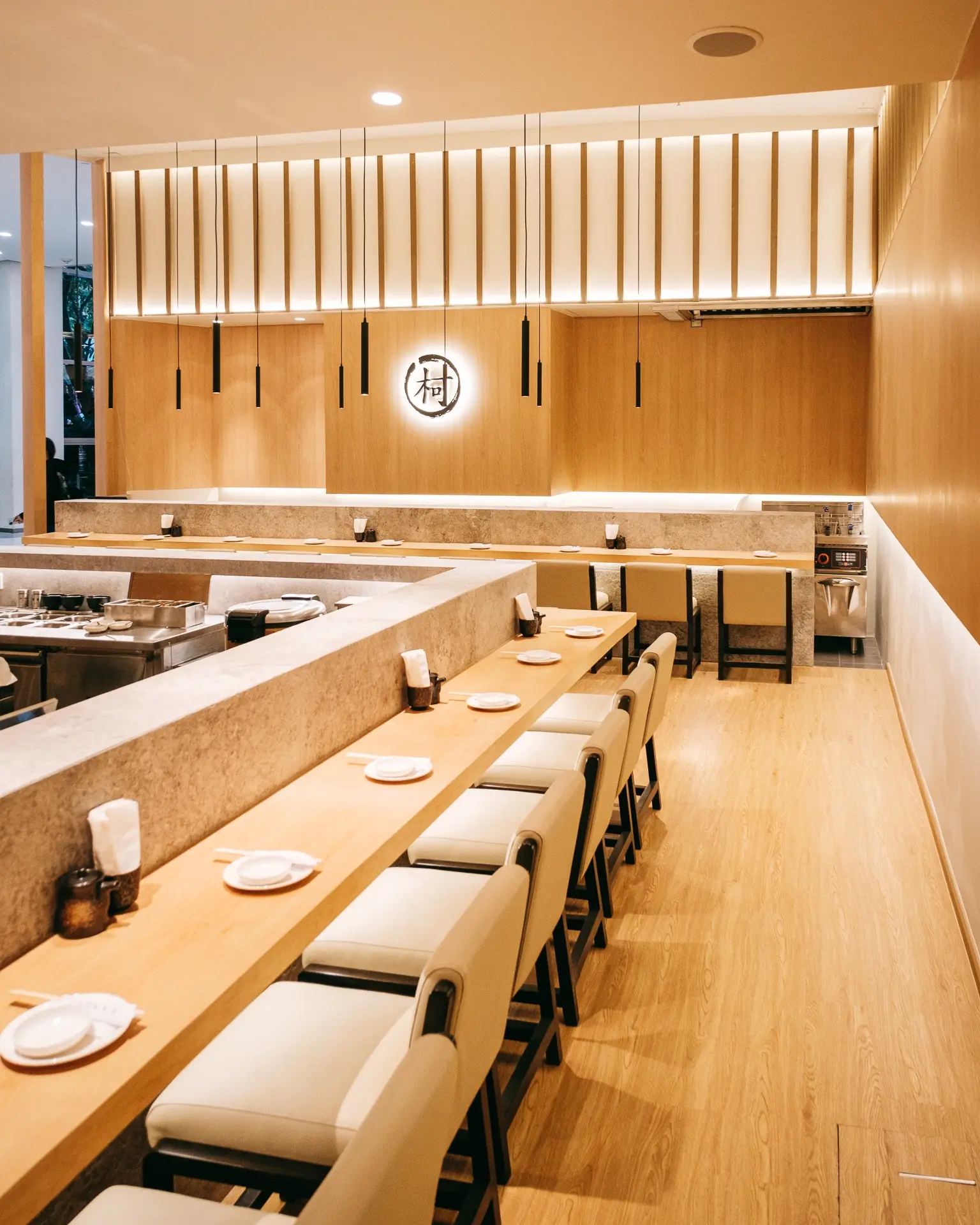 KANORI Hand Roll Bar เปิดสาขาใหม่ที่ Emquatier 🦞🐟🦐🍣 | แกลเลอรีที่โพสต์ ...