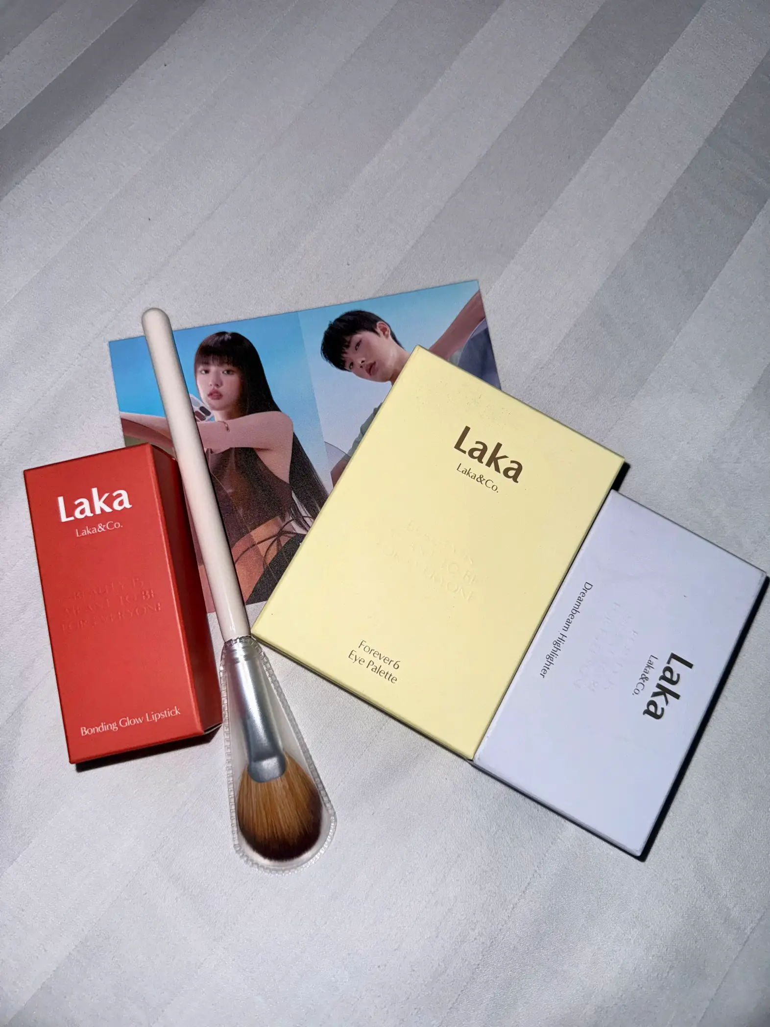 Laka12.12 Eye palette 6สีสุดฮิตกับไฮไลท์น้องใหม่น่ารักเเม้ก! | แกลเลอรีที่โพสต์โดย Mercypls | Lemon8