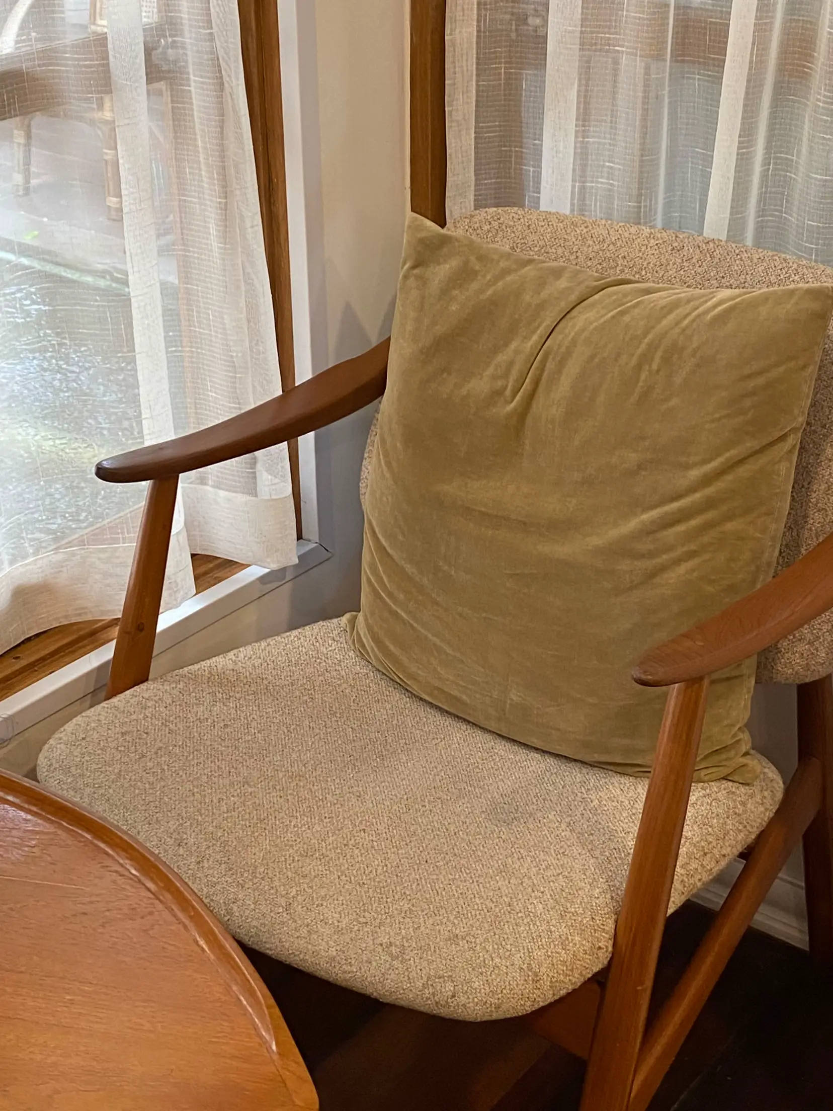 แจกพิกัด คาเฟ่ในแพร่ charlotte hut coffee 📍🛵 | แกลเลอรีที่โพสต์โดย 𓆝 𓆟 ...