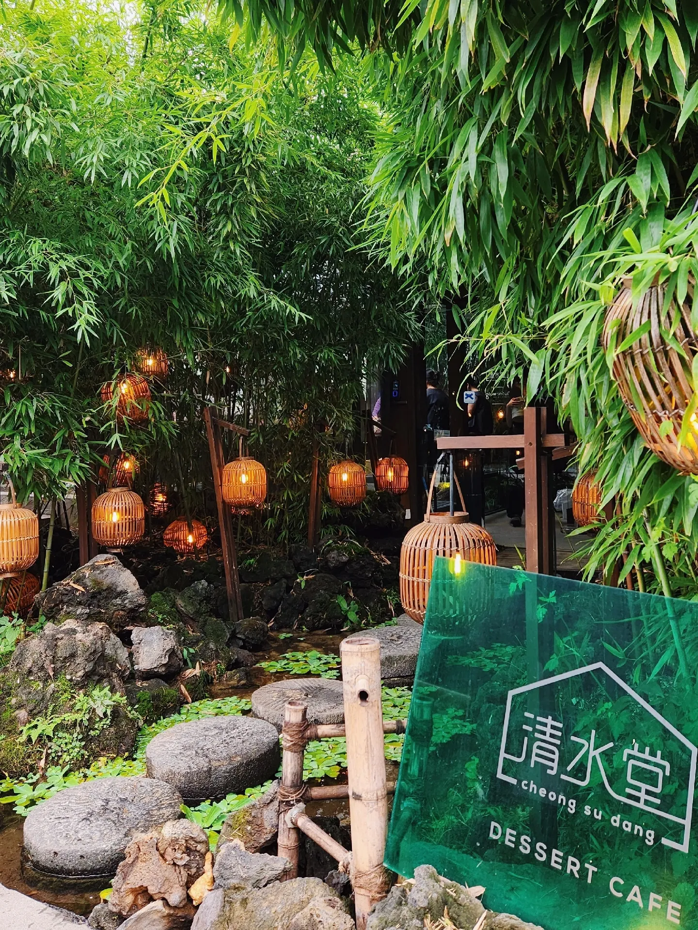 Cheongsudang Cafe in Seoul, is it worth the hype? | Gallery posted by ...