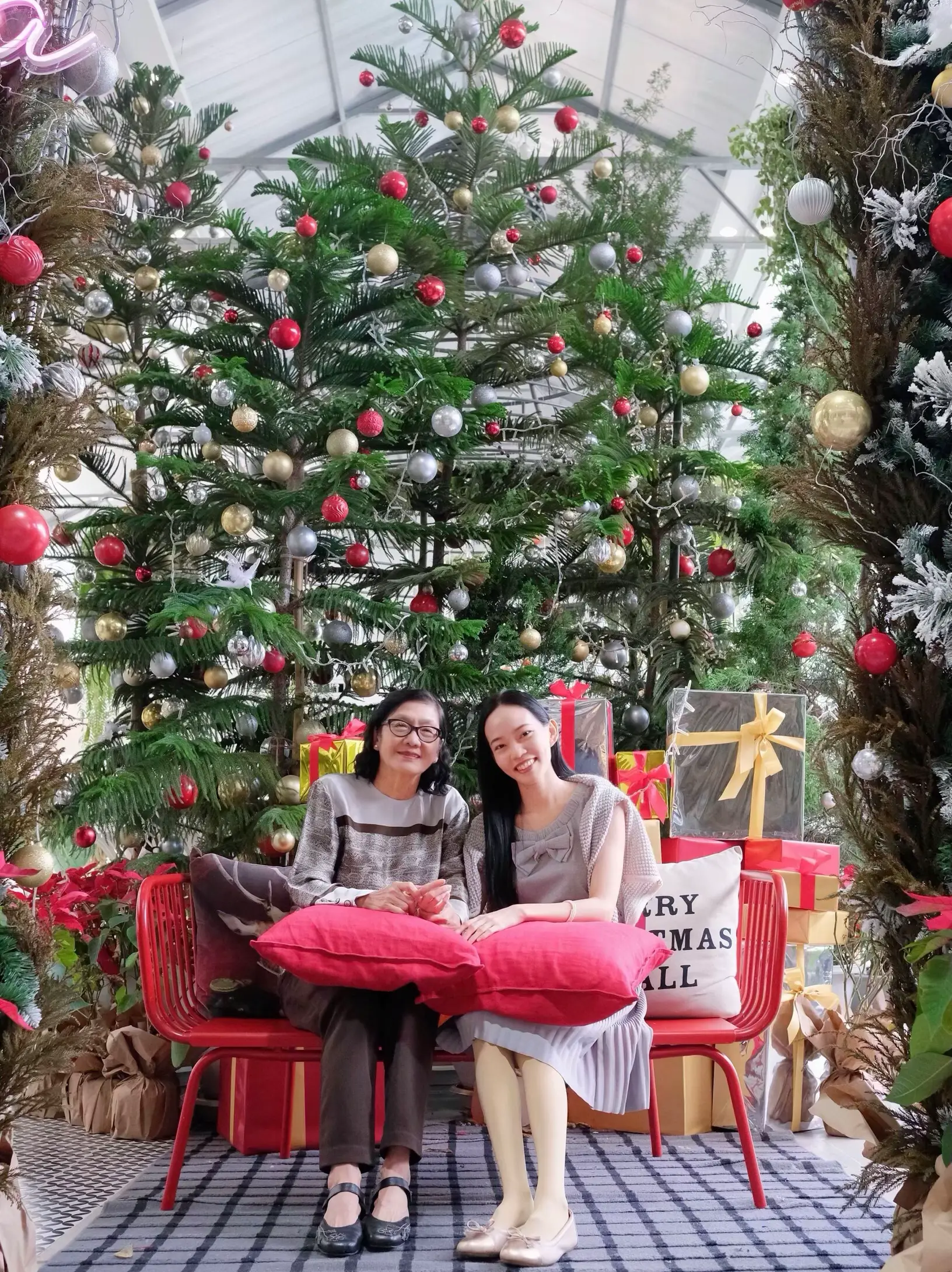 ฉลองคริสต์มาสที่ Boonta Cafe🎄🎅 สวยสุดในนนทบุรีจ้า! | แกลเลอรีที่โพสต์โดย Meixing | Lemon8