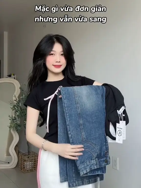 Đồ đơn giản thôi mà phối lên xênh quá zị trời | Video do Gia Hân☘️ đăng | Lemon8