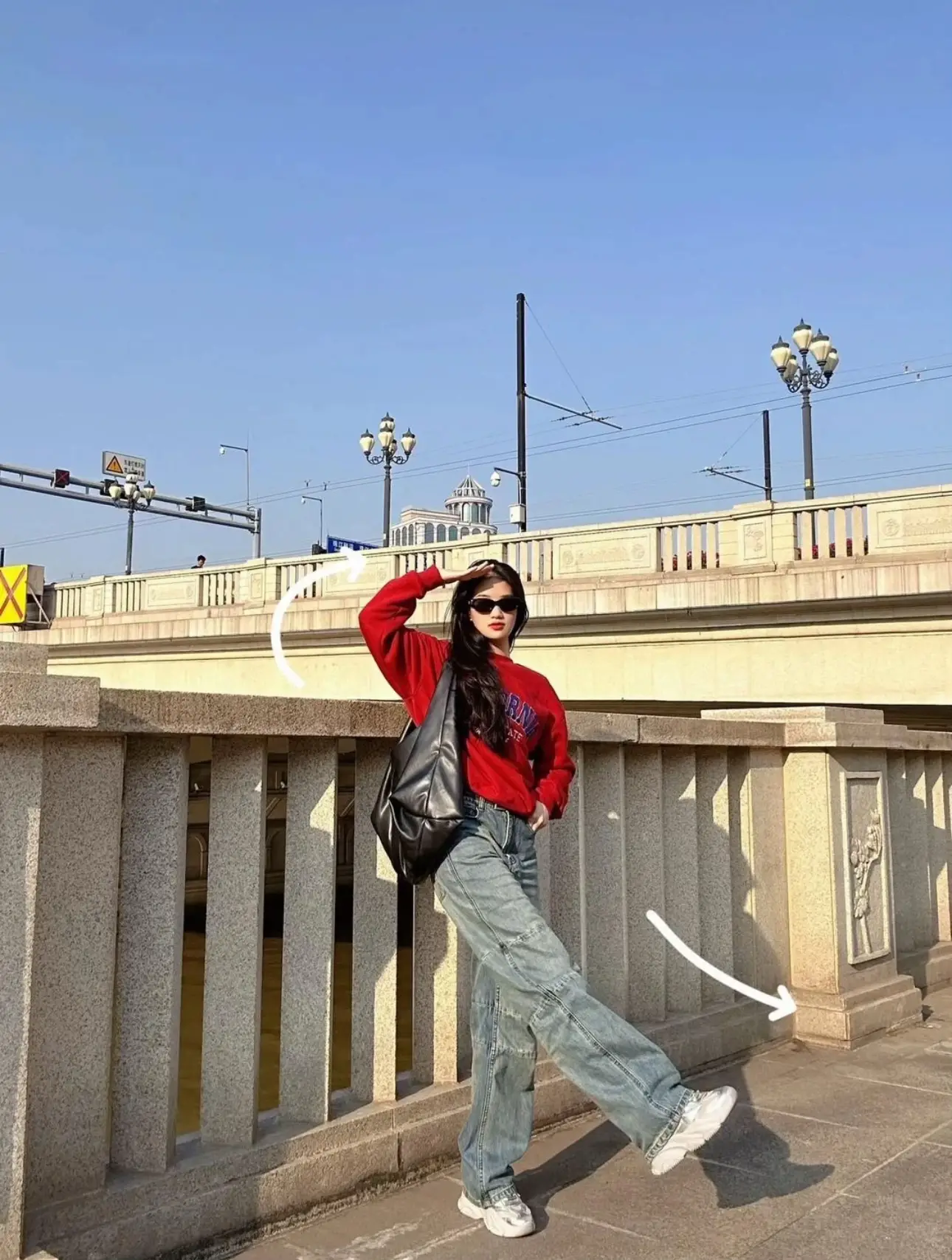 เทคนิคท่าโพสถ่ายรูปง่ายๆ 📸 | แกลเลอรีที่โพสต์โดย QuenTin Peel | Lemon8