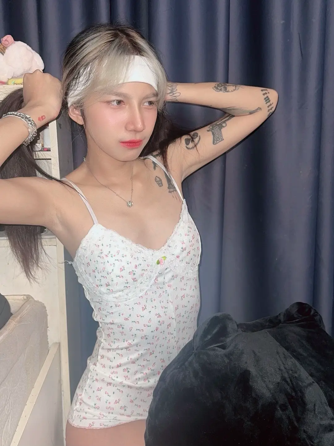 ถ่ายในตตเปิดแฟลชคือปัง รูปลมุนสุดๆ | แกลเลอรีที่โพสต์โดย Aem Mika | Lemon8