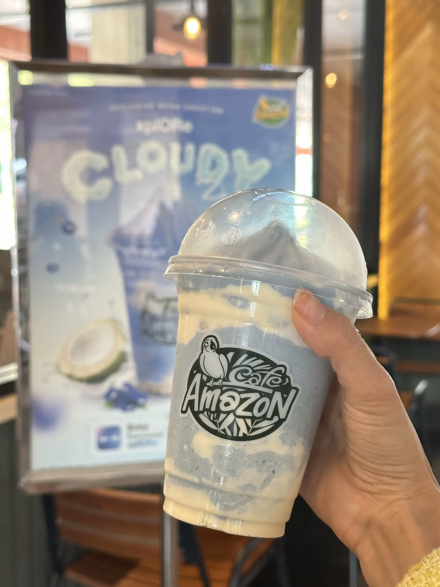 เมื่ออเมซอนออกเมนูใหมี Cloudy delight 🥥🥛🌴 | แกลเลอรีที่โพสต์โดย POOKPIK シ♡︎♥︎ | Lemon8