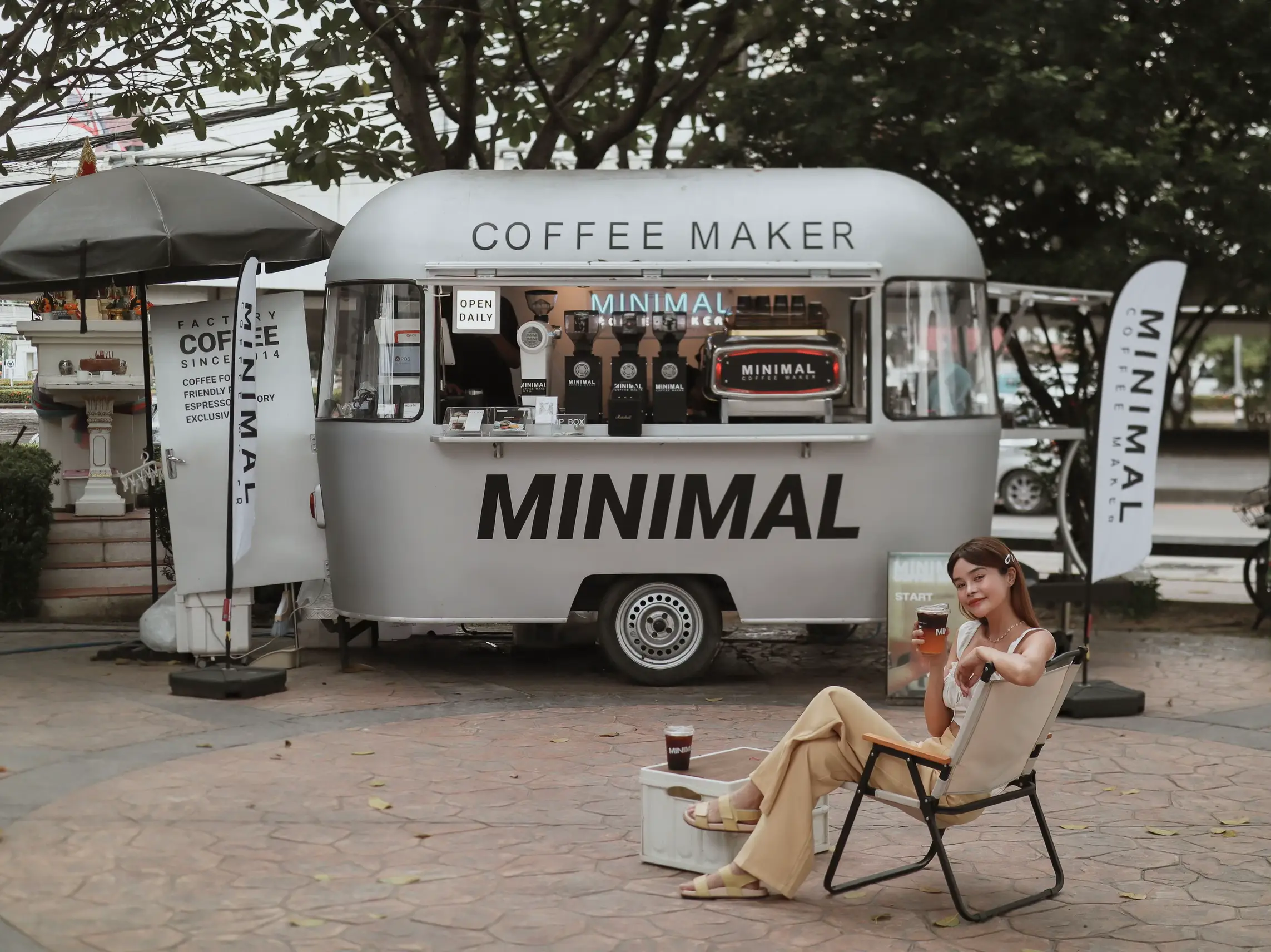 🖤Minimal coffee nimcity , Food Truck Camping Style | แกลเลอรีที่โพสต์โดย May’s Journey | Lemon8