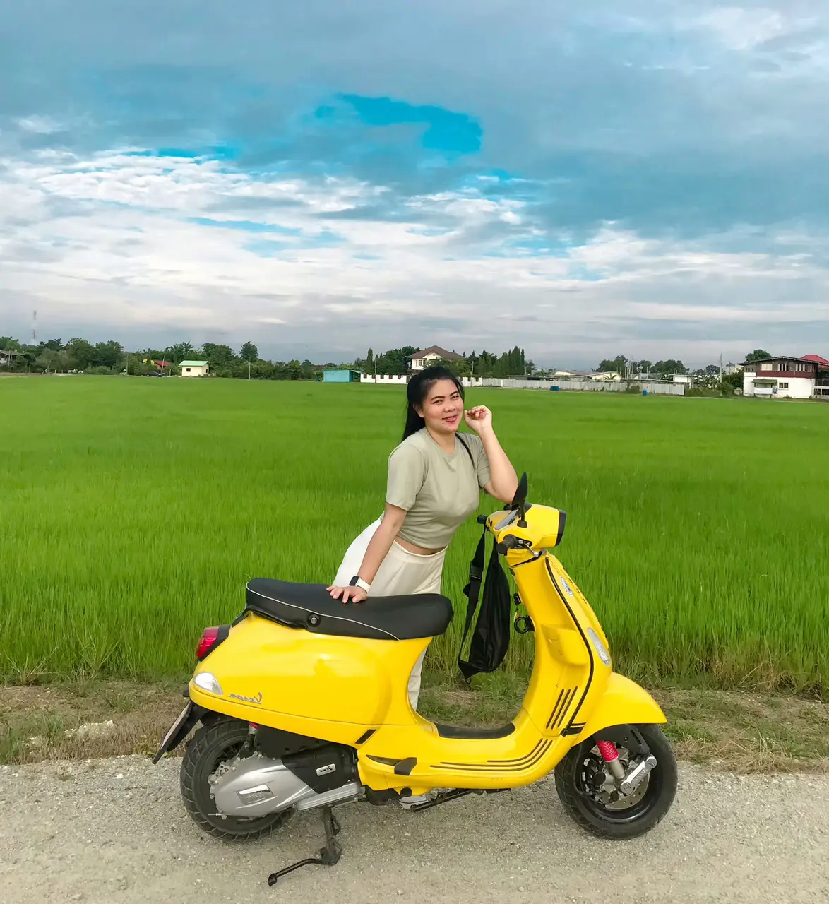 วิธีที่ทำให้เธอหันมามอง คือเบิ้ลรถเสียงดัง5555 | แกลเลอรีที่โพสต์โดย Sirirat Rukmae | Lemon8