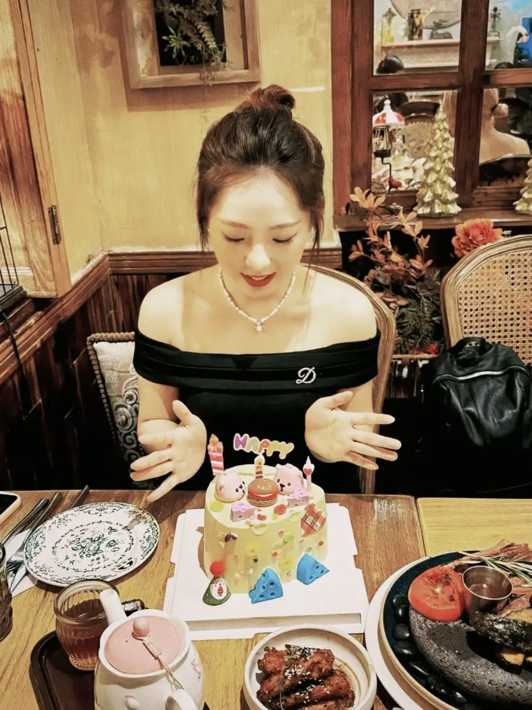 Kitbeez (KC-2) 📸 | วิดีโอที่เผยแพร่โดย kitbeez th | Lemon8