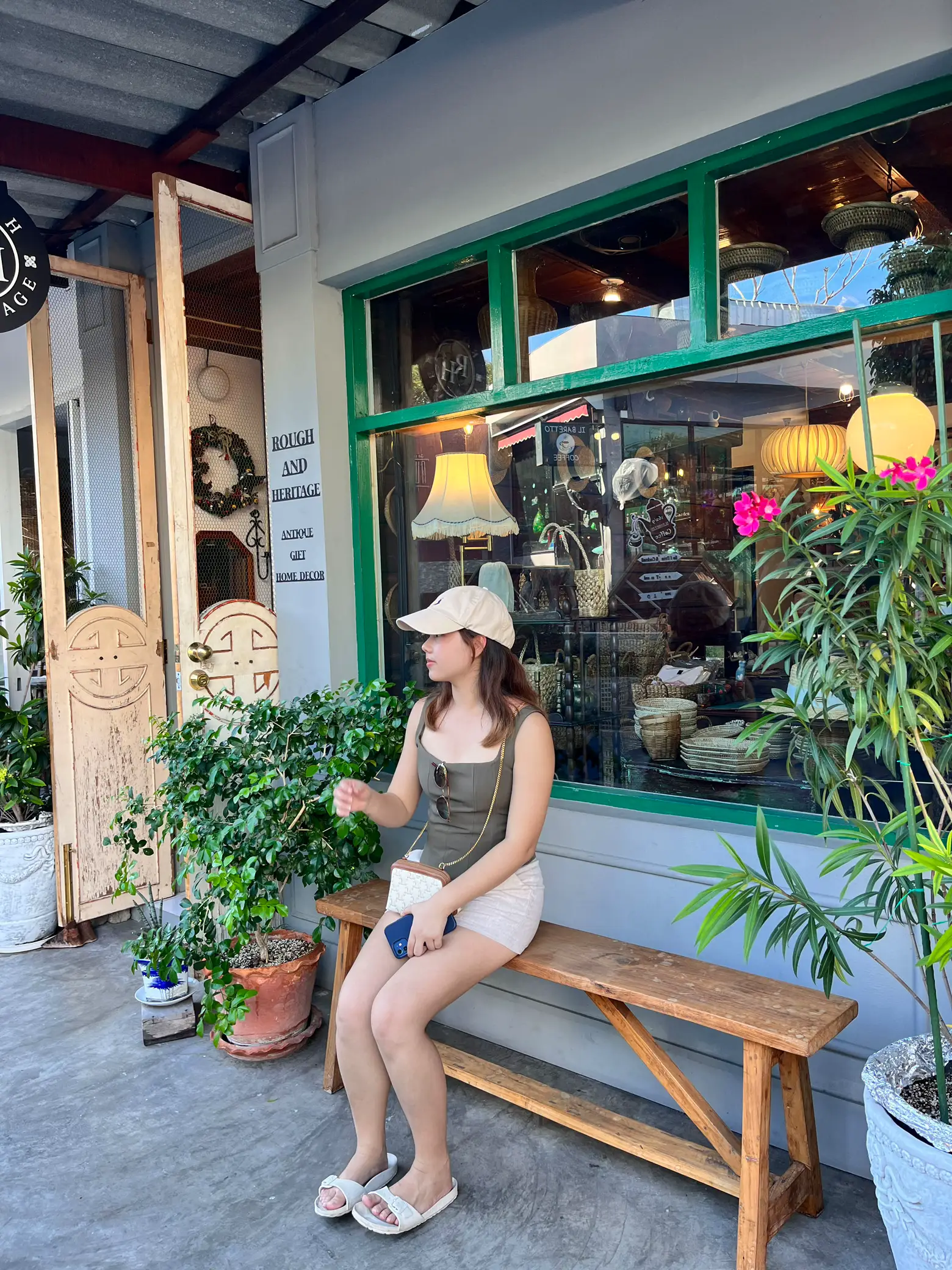 ร้านงานสาน Rough and Heritage หัวหิน | แกลเลอรีที่โพสต์โดย aatomcus | Lemon8