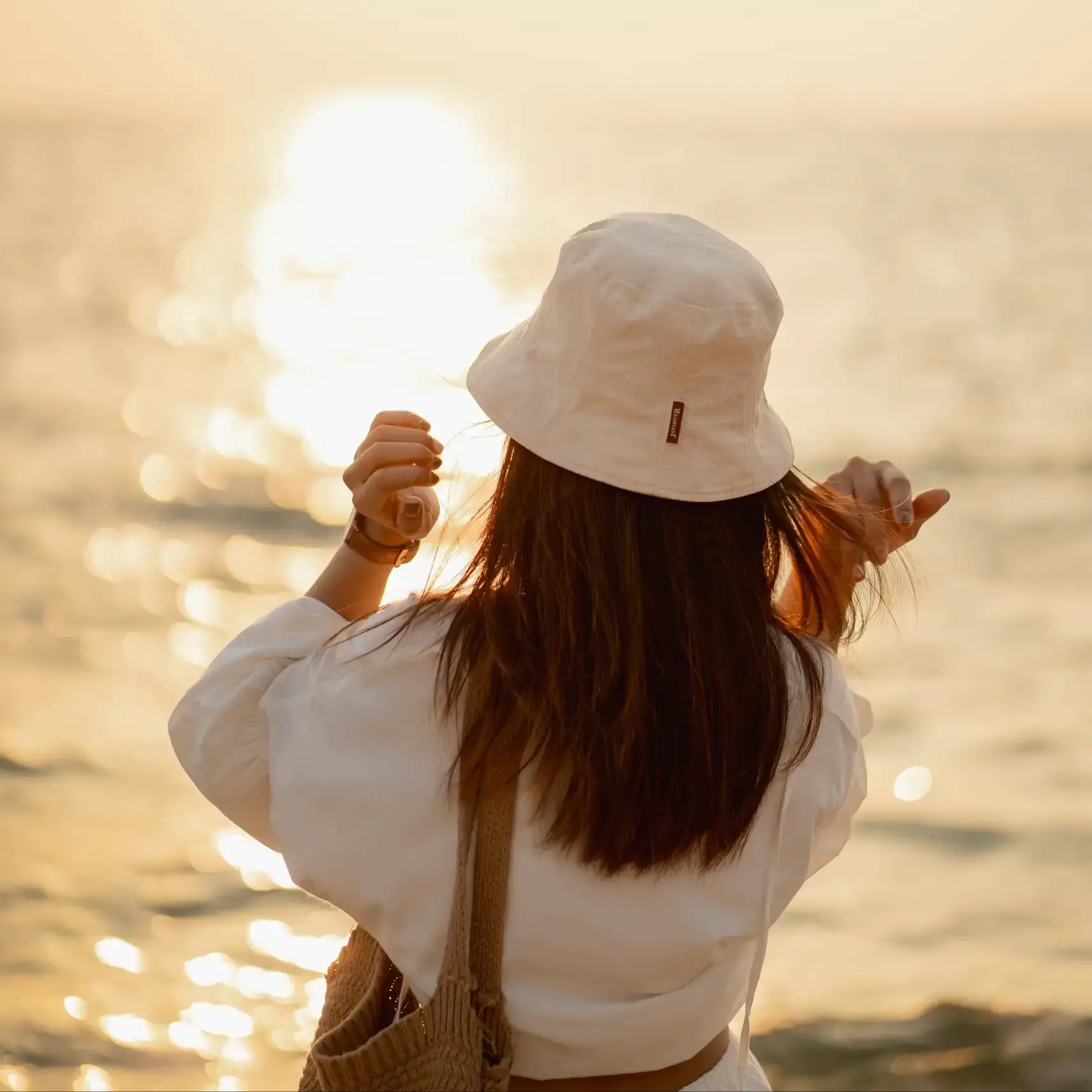 golden hour instagram captions - การค้นหาใน Lemon8