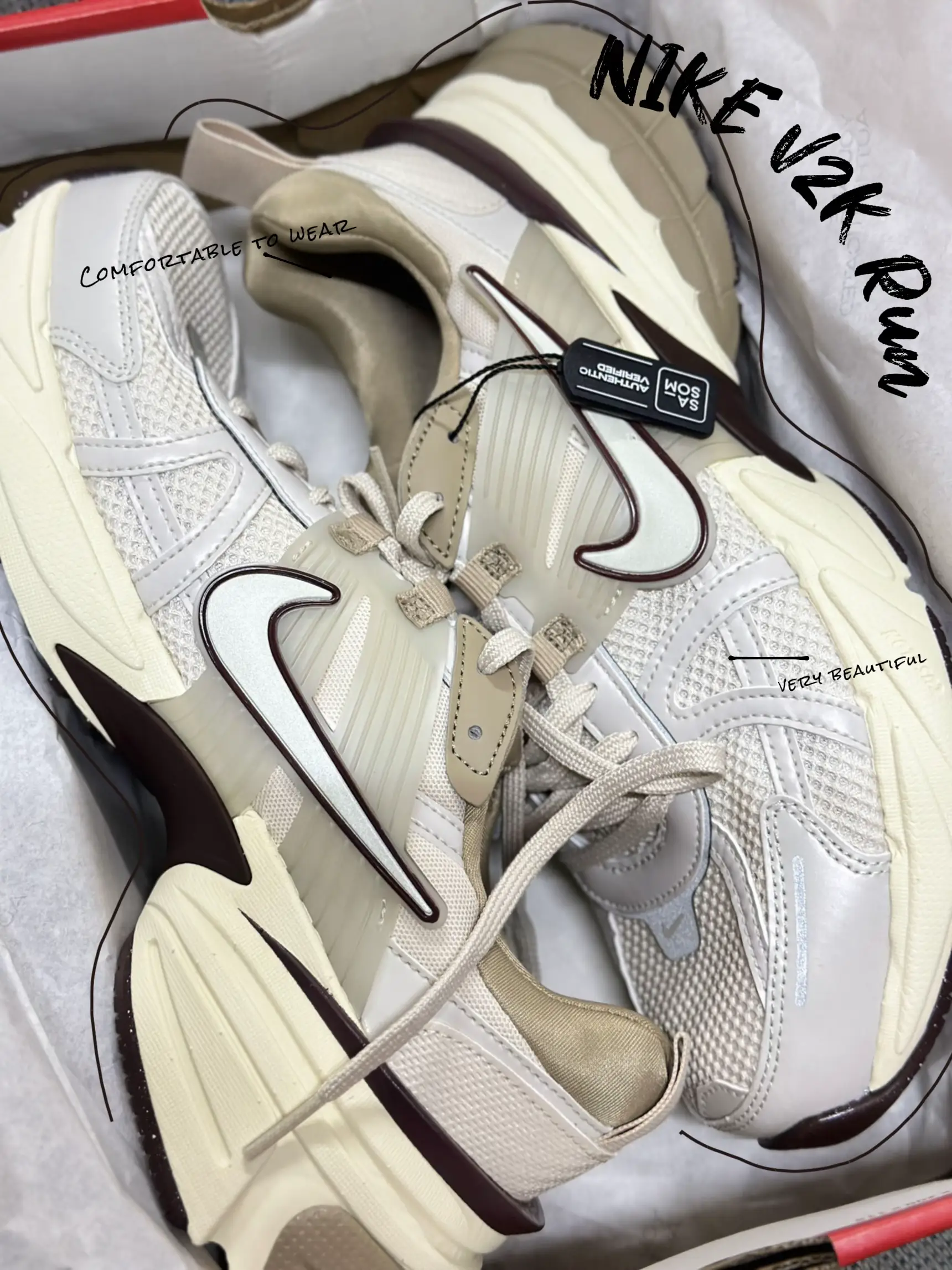 ป้ายยารองเท้า Nike V2K Run | แกลเลอรีที่โพสต์โดย Emi | Lemon8