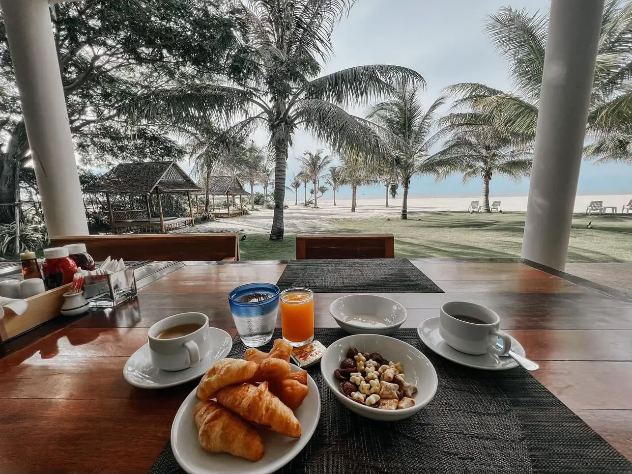 Triple Tree Beach Resort - Cha am | แกลเลอรีที่โพสต์โดย Yooying Sopa ...