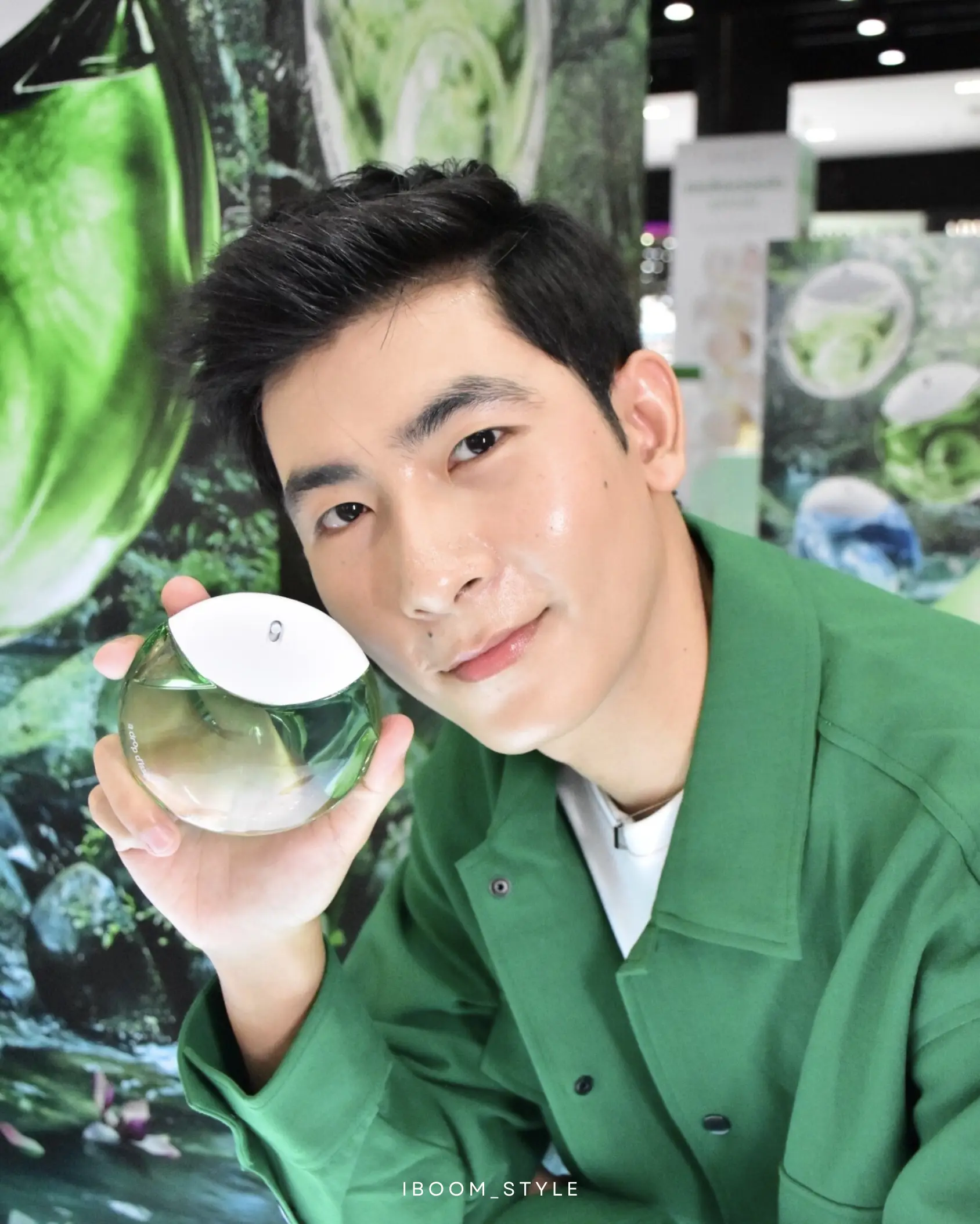 ชี้เป้าโปรฯ ปัง ISSEY MIYAKE x EVEANDBOY | แกลเลอรีที่โพสต์โดย Wanvismo | Lemon8