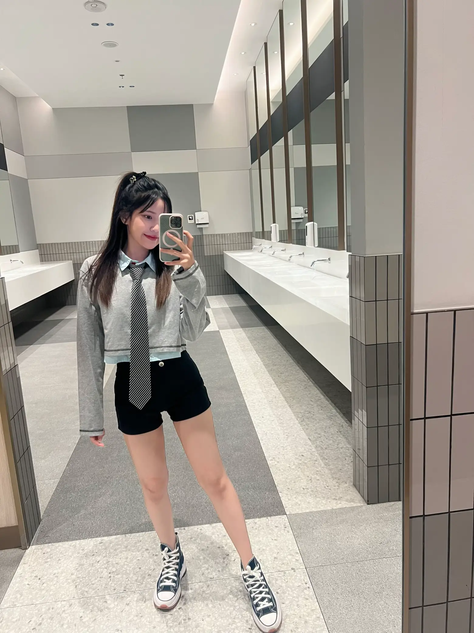 Ootd & Location Post 📍 ศูนย์ประชุมแห่งชาติสิริกิต์ | แกลเลอรีที่โพสต์โดย ♡ | Lemon8