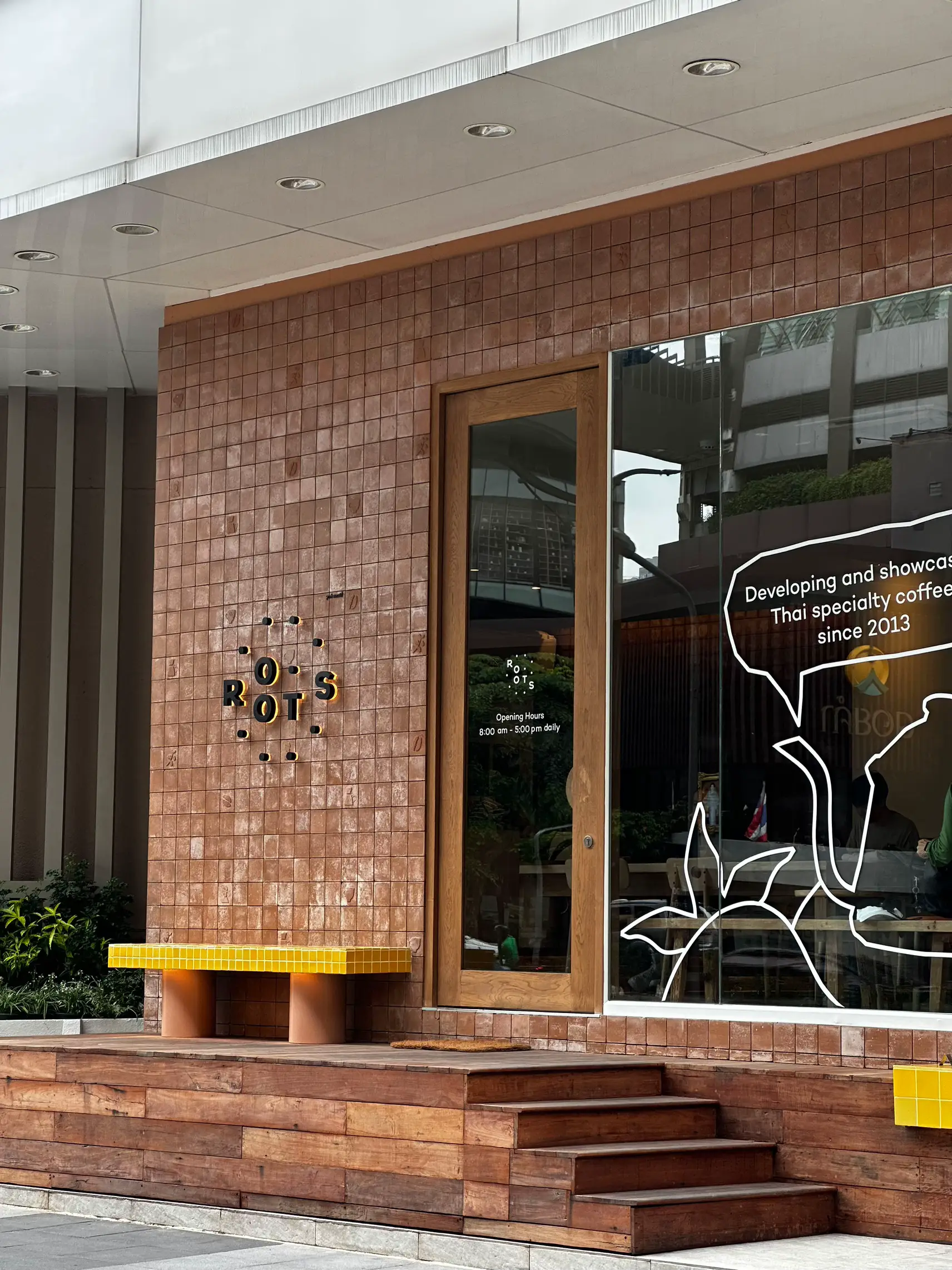 📍ROOTS สาขาใหม่ติดบีทีเอสราชเทวี ใต้โรงแรมเอเชีย ฟิลต่างประ | แกลเลอรี ...