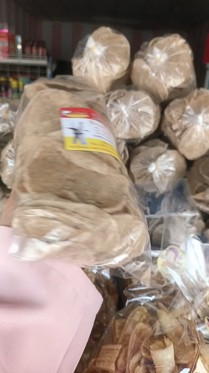 ข้าวเกรียบบวกน้ำจิ้มรสเลิศ | วิดีโอที่เผยแพร่โดย P Ploychompoo N | Lemon8