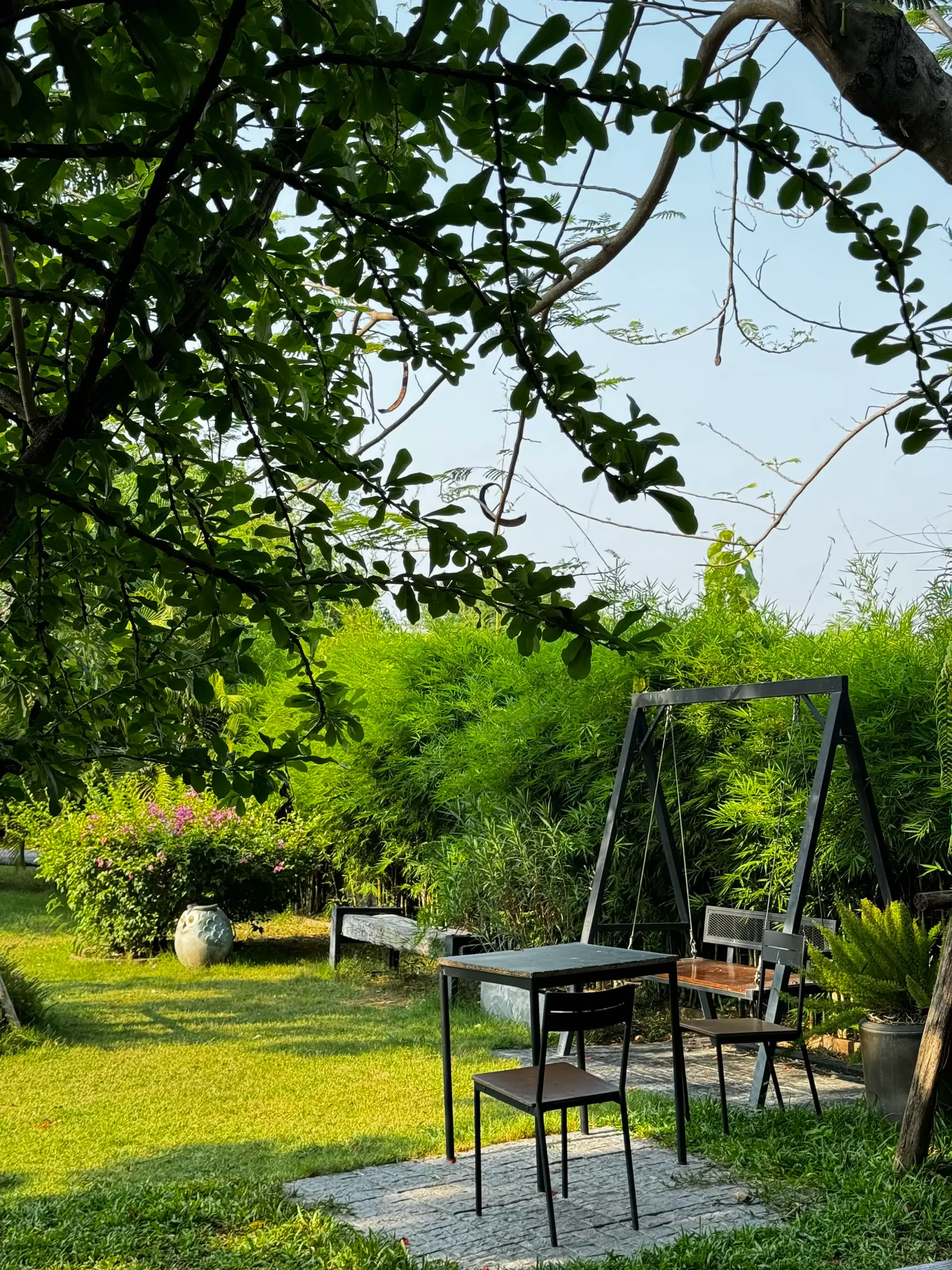 Double U coffee: หลบร้อน มาพึ่งร้าน(กาแฟ) | แกลเลอรีที่โพสต์โดย PING.KTBD | Lemon8