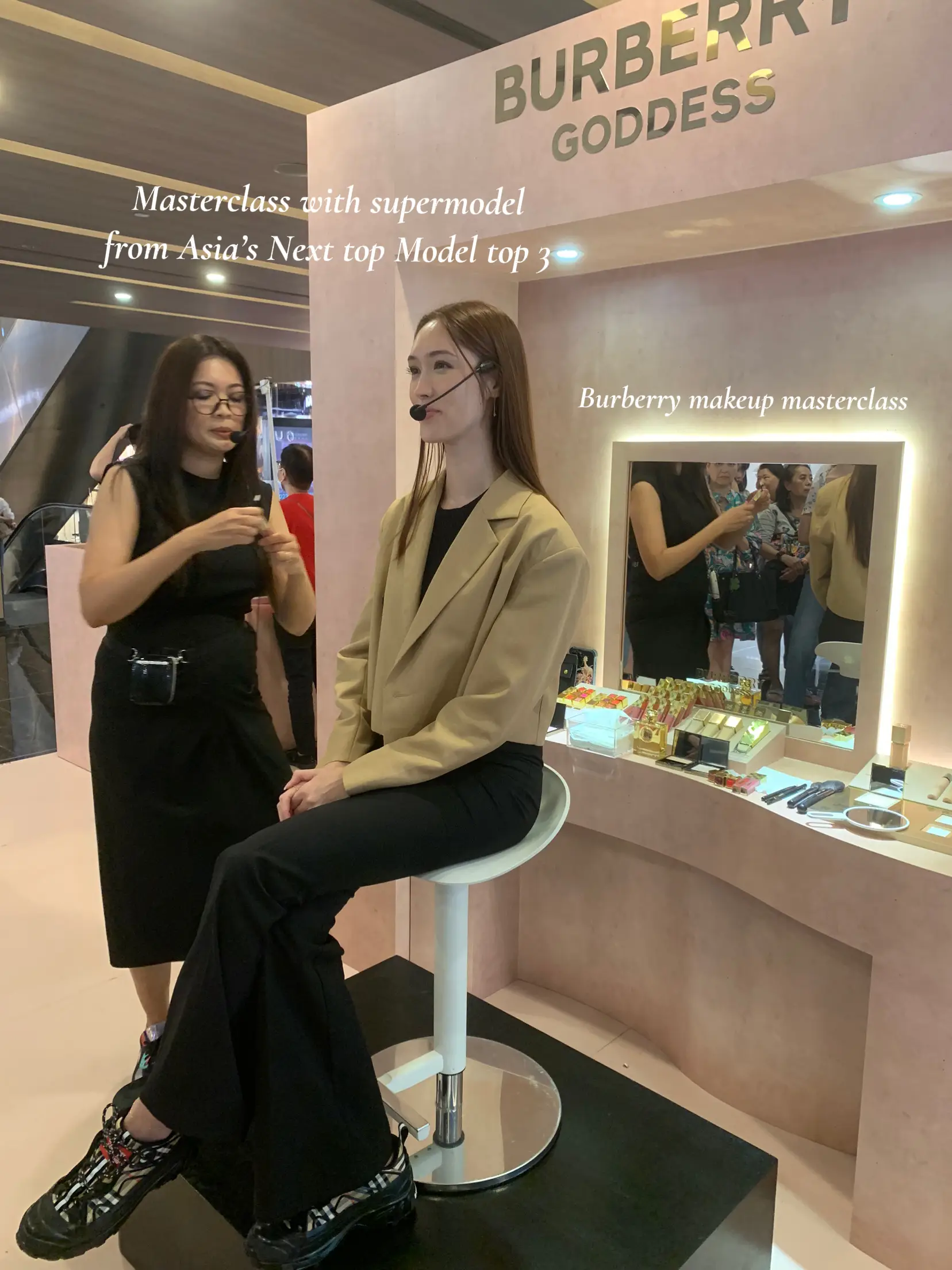 I met supermodel Aimee at Burberry masterclass 😍 | Gallery posted by _Wanderlustsoul | Lemon8