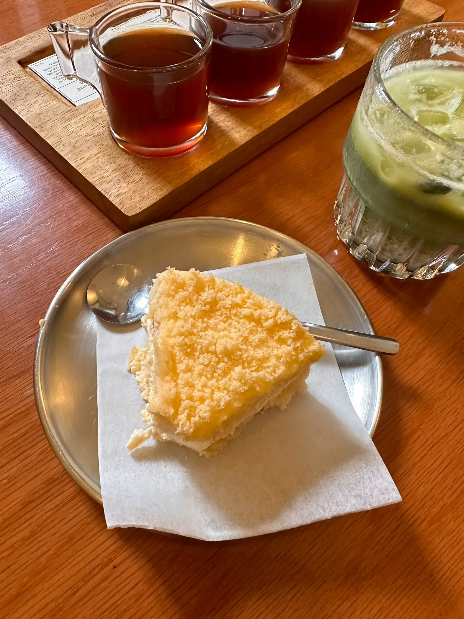 Raaw Cafe Hanoi, Vietnam | แกลเลอรีที่โพสต์โดย Gammgon | Lemon8