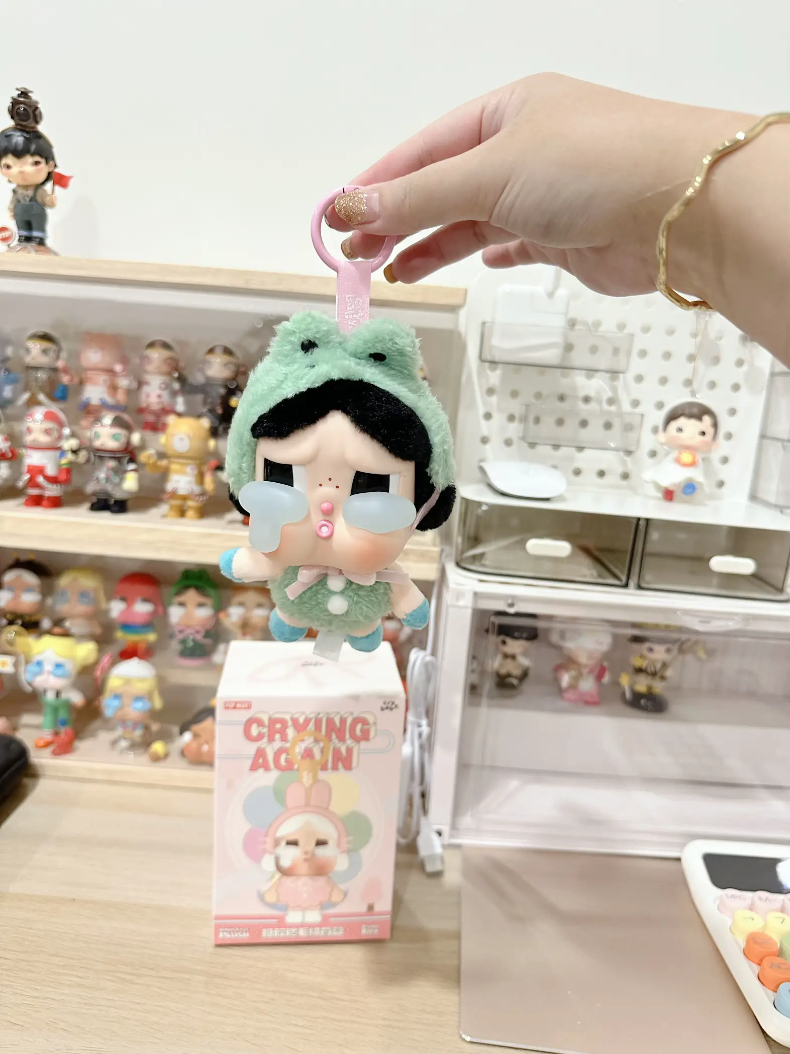 Crybaby Crying Again พวงกุญแจ | แกลเลอรีที่โพสต์โดย Phinyamat B. | Lemon8