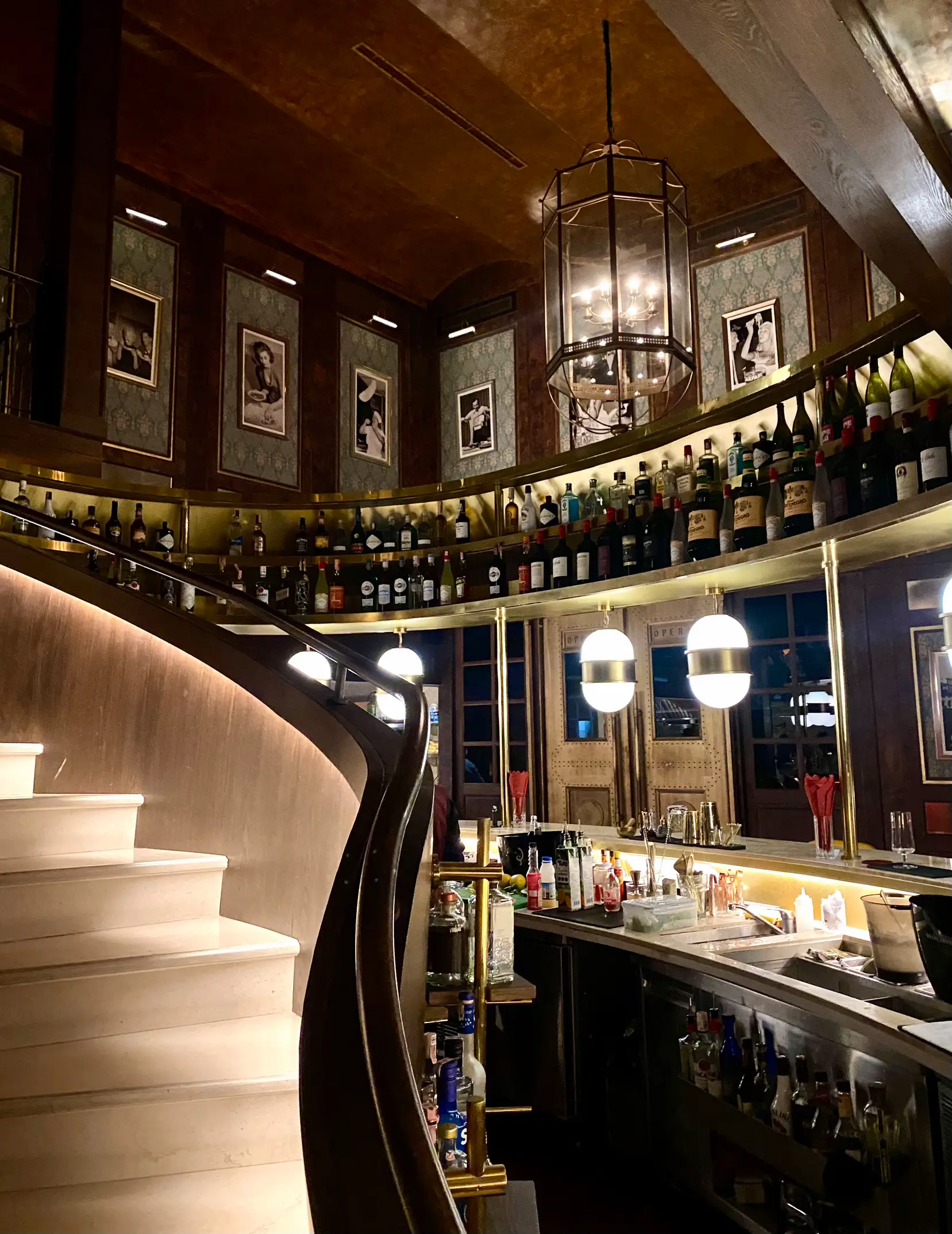 Opera ltalian Restaurant 🥂🕯️ | แกลเลอรีที่โพสต์โดย Minnie | Lemon8